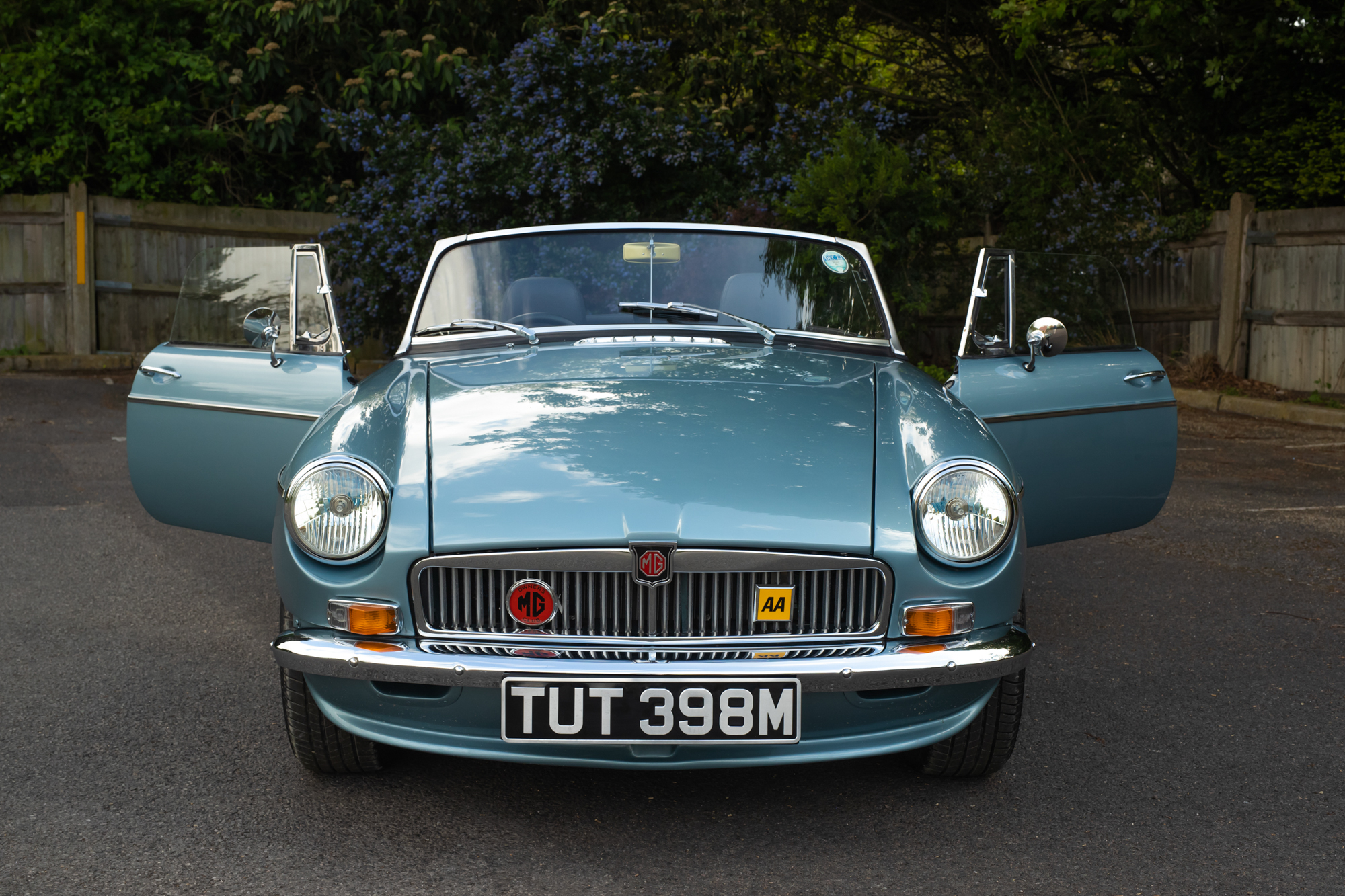 1973 MGB ROADSTER ABINGDON EDITION BY FRONTLINE DEVELOPMENTS for sale ...