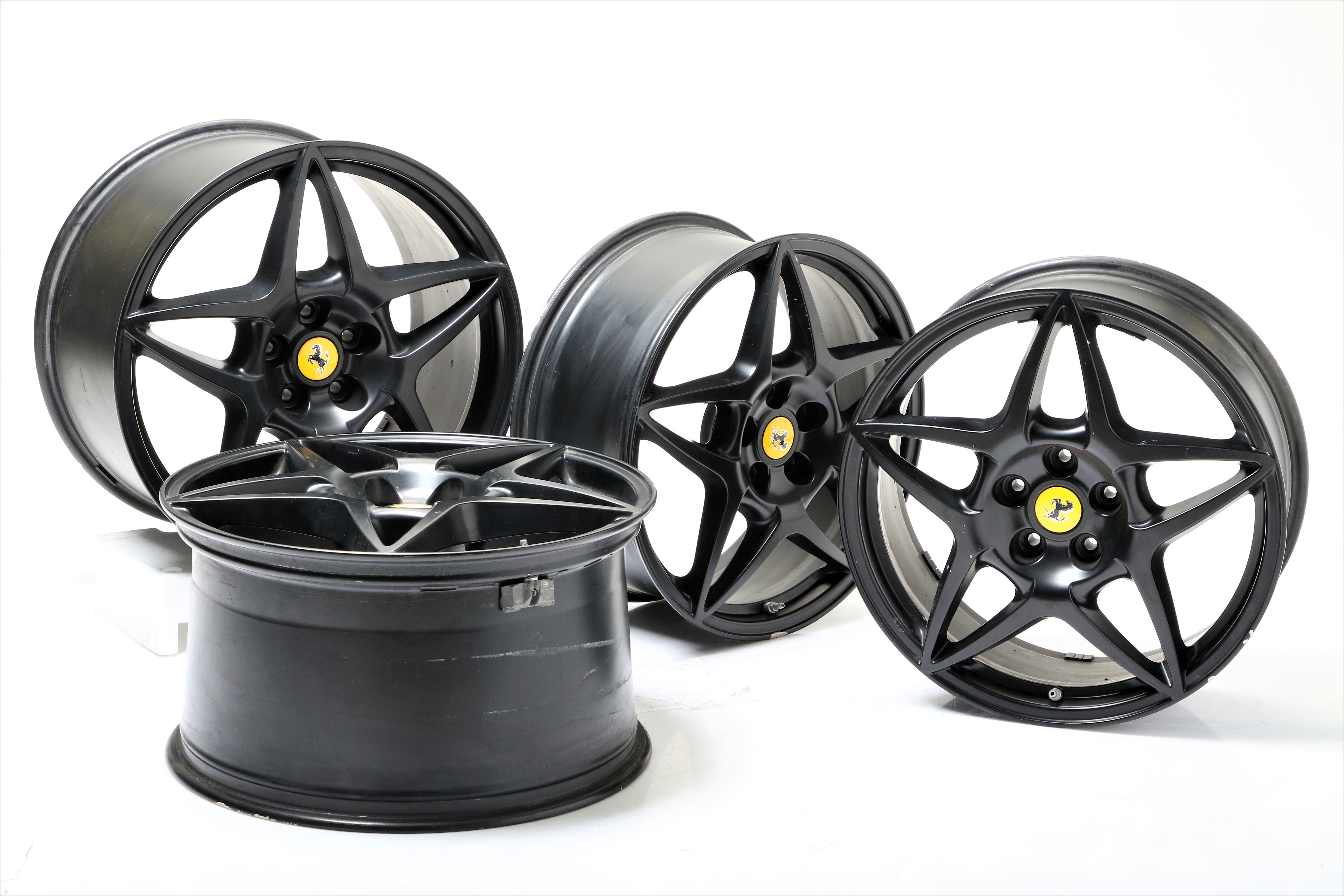 SET OF FERRARI 599 GTB WHEELS for sale by auction in Lyngby, Denmark