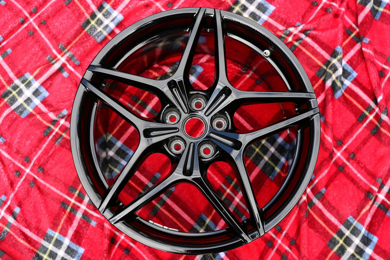 SET OF FERRARI CALIFORNIA T WHEELS