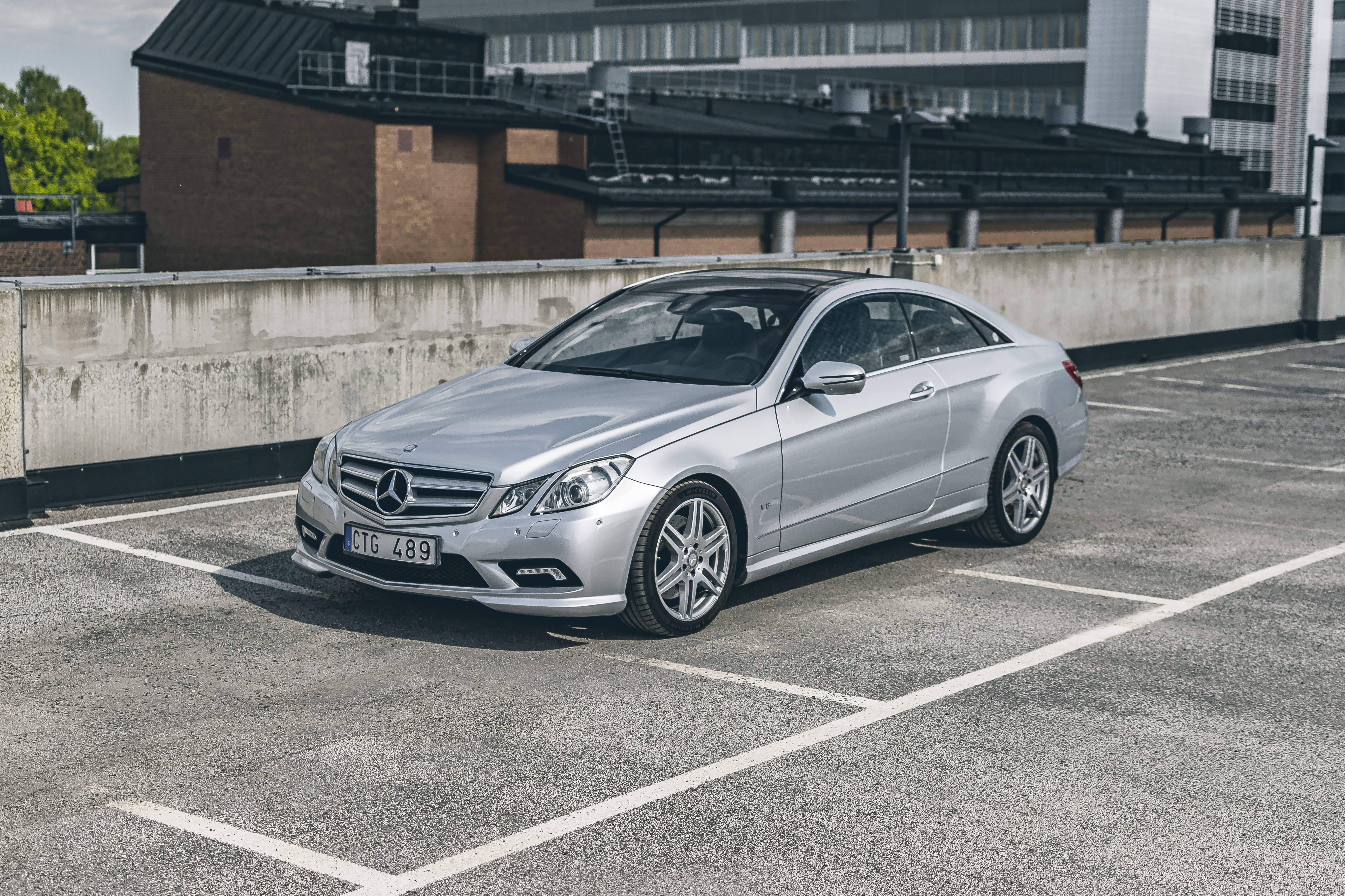 2010 MERCEDES-BENZ (C207) E500 COUPE for sale in Stockholm, Sweden