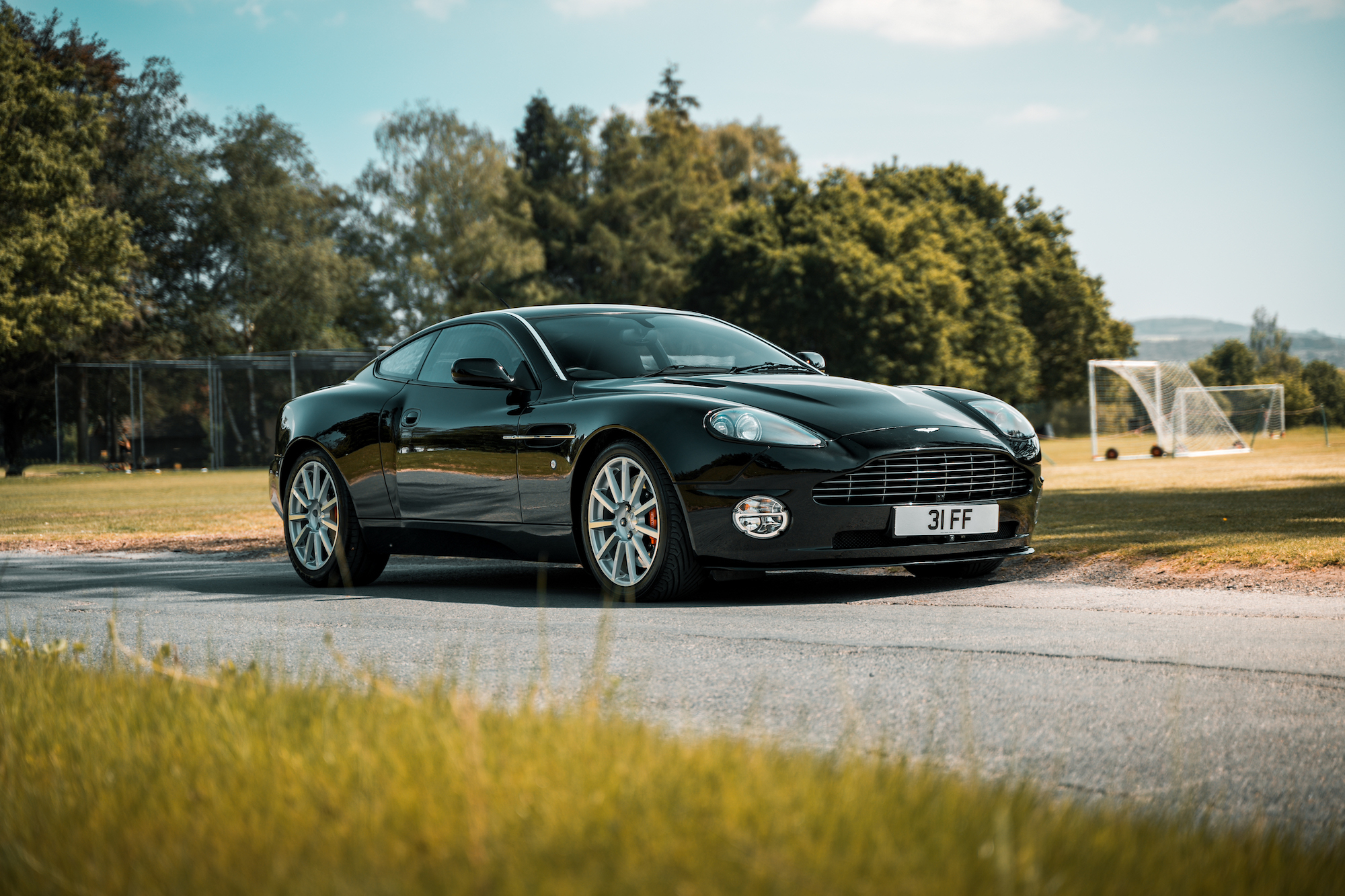 2007 ASTON MARTIN VANQUISH S ULTIMATE - 12,800 MILES