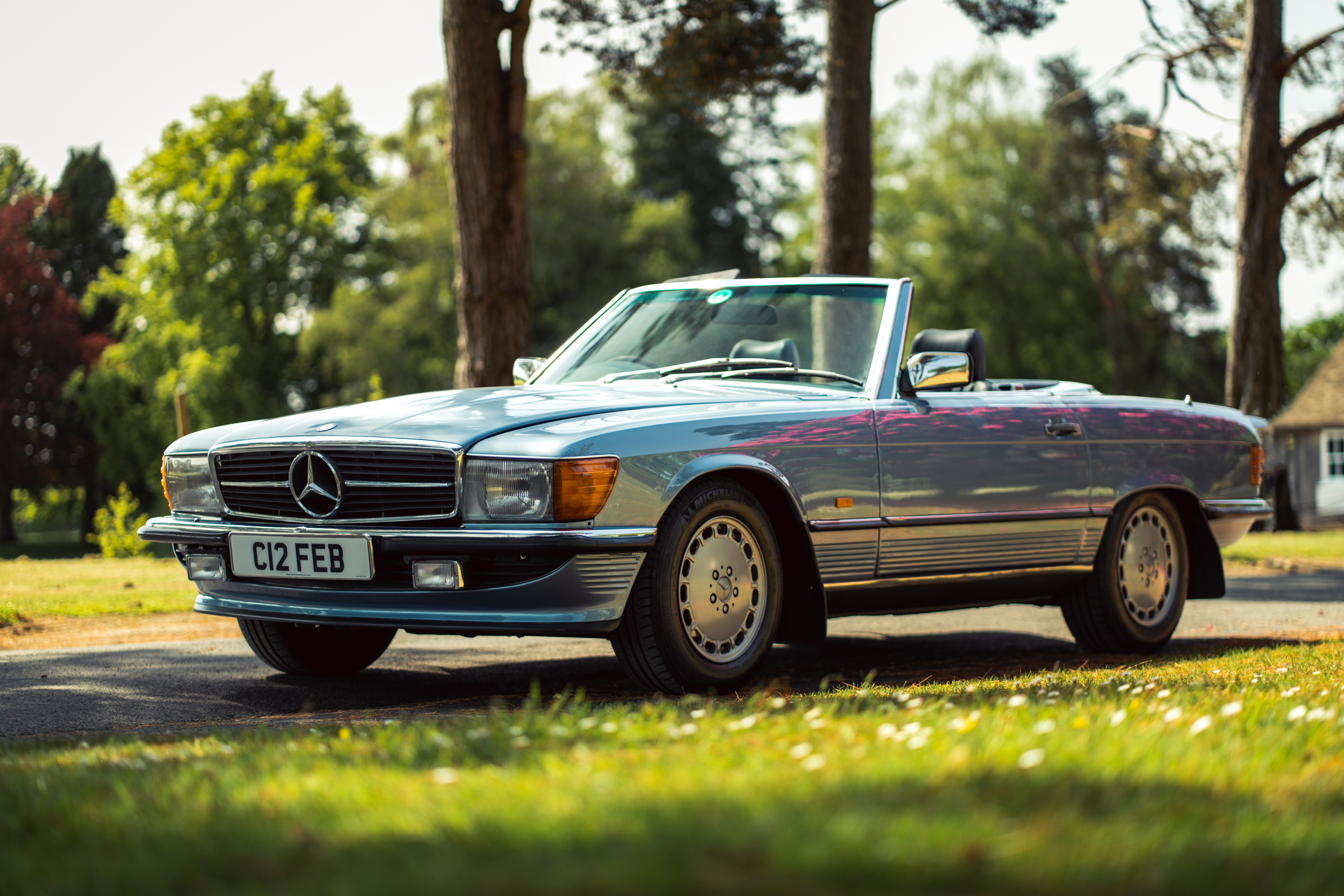 1986 MERCEDES-BENZ (R107) 500 SL for sale by auction in Ashburton ...