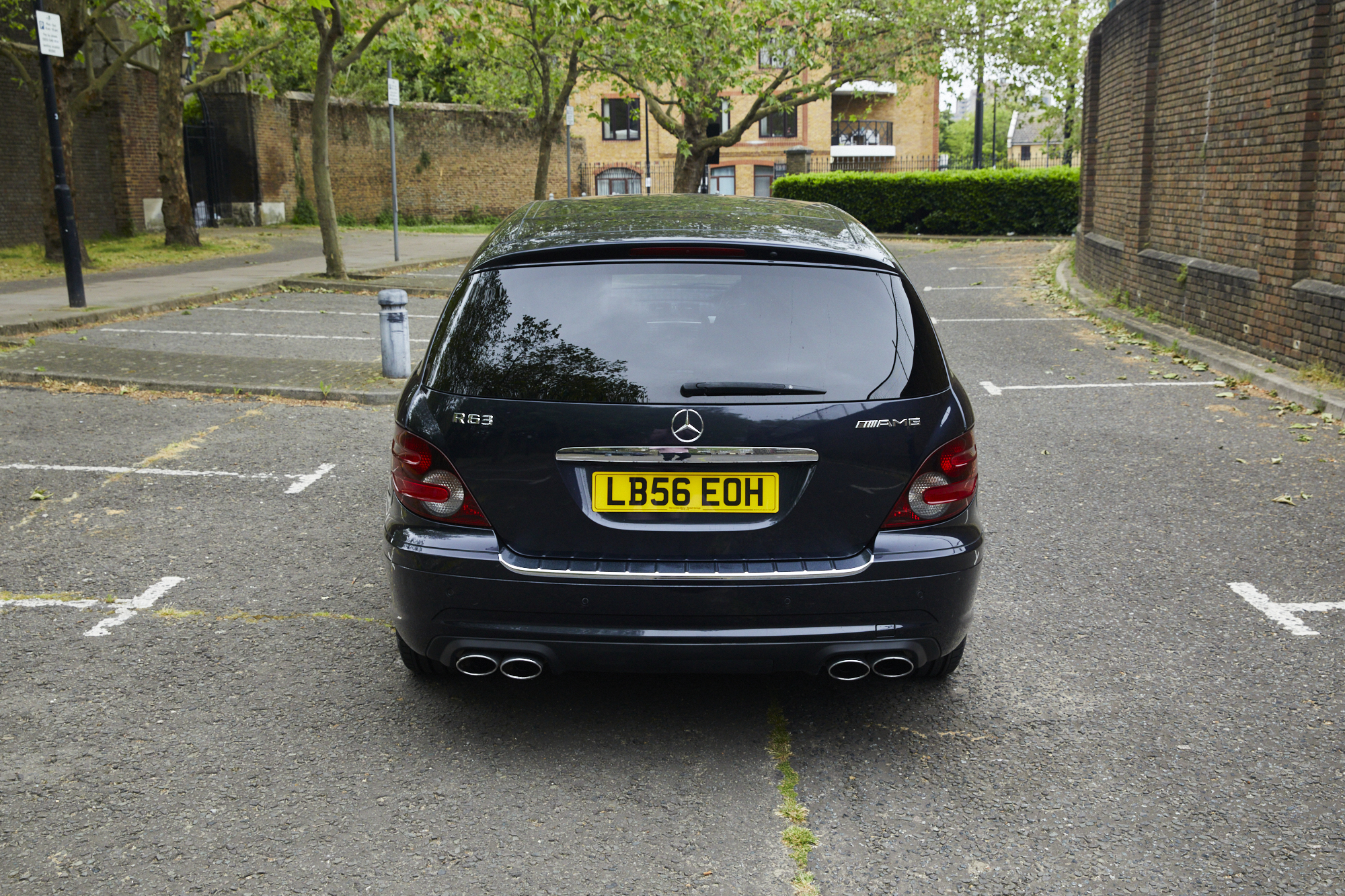 2006 MERCEDES-BENZ R63 AMG for sale by auction in Wapping, East London ...