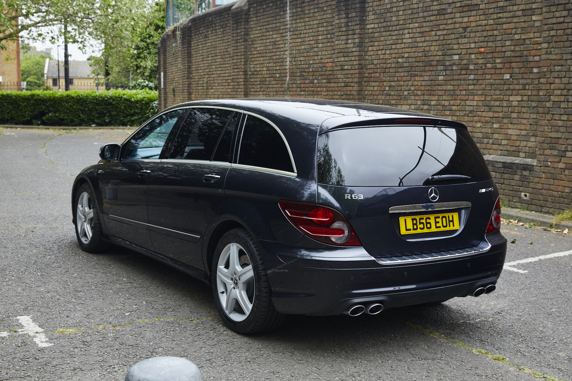 2006 MERCEDES-BENZ R63 AMG for sale by auction in Wapping, East London ...