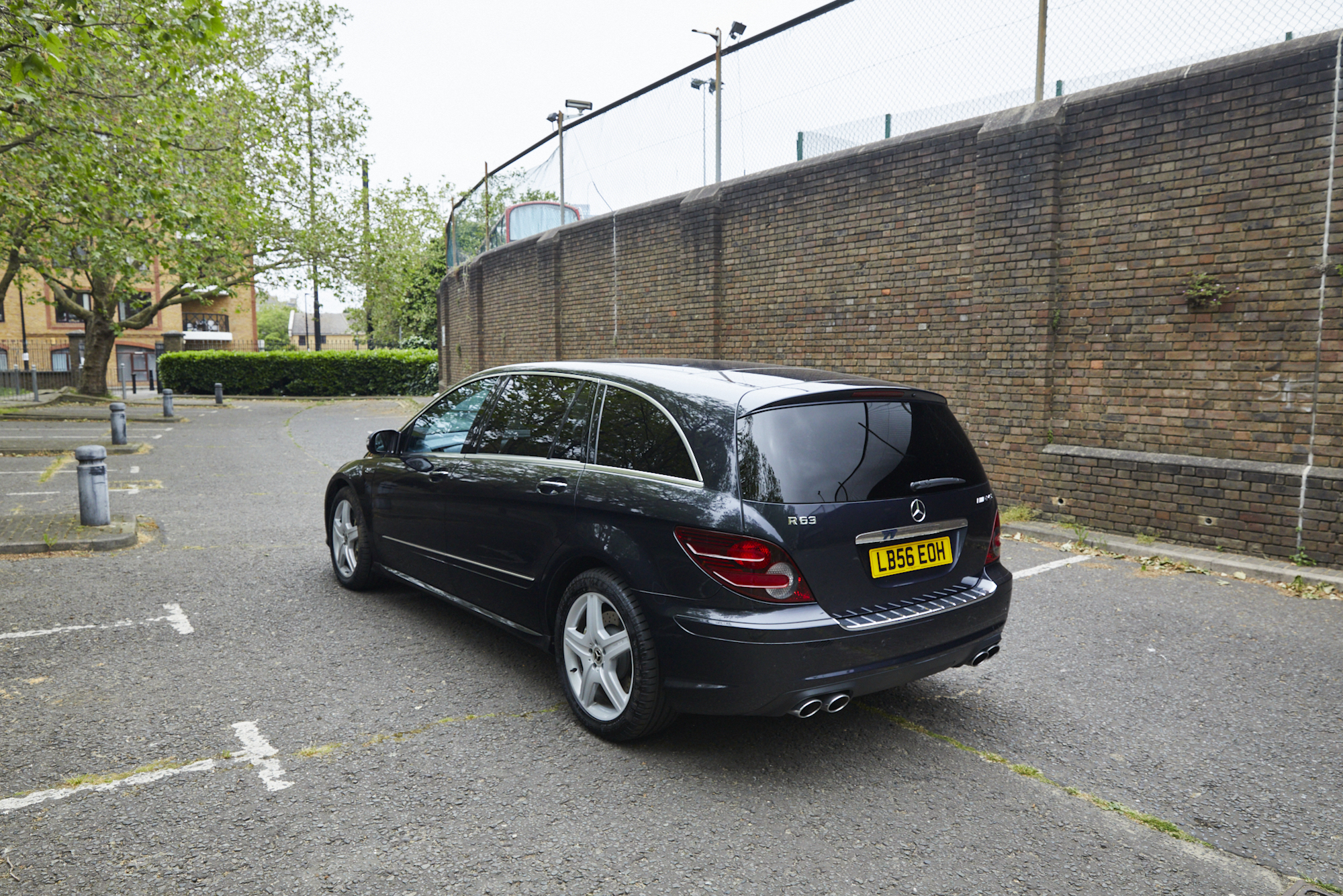 2006 MERCEDES-BENZ R63 AMG for sale by auction in Wapping, East London ...