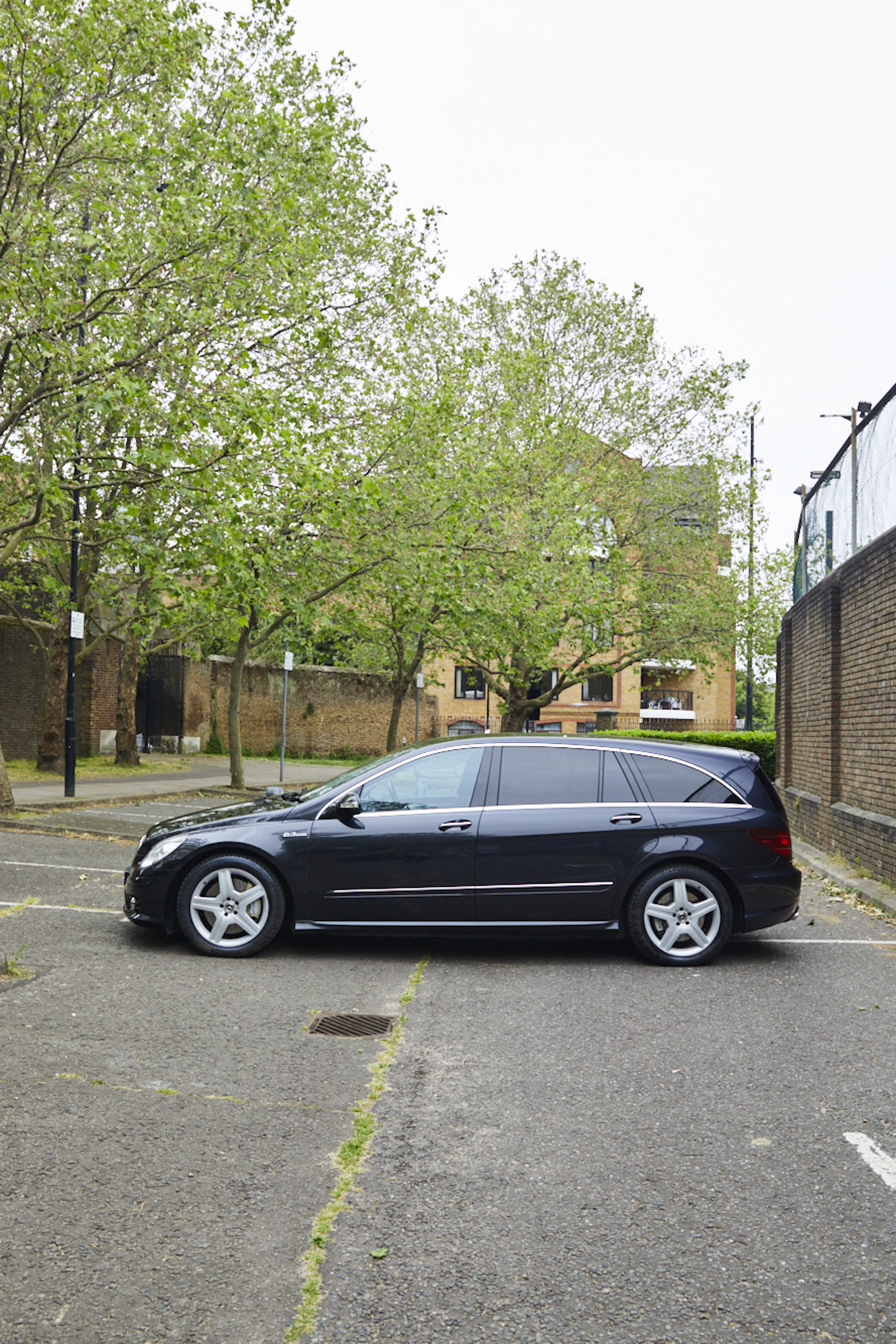 2006 MERCEDES-BENZ R63 AMG for sale by auction in Wapping, East London ...