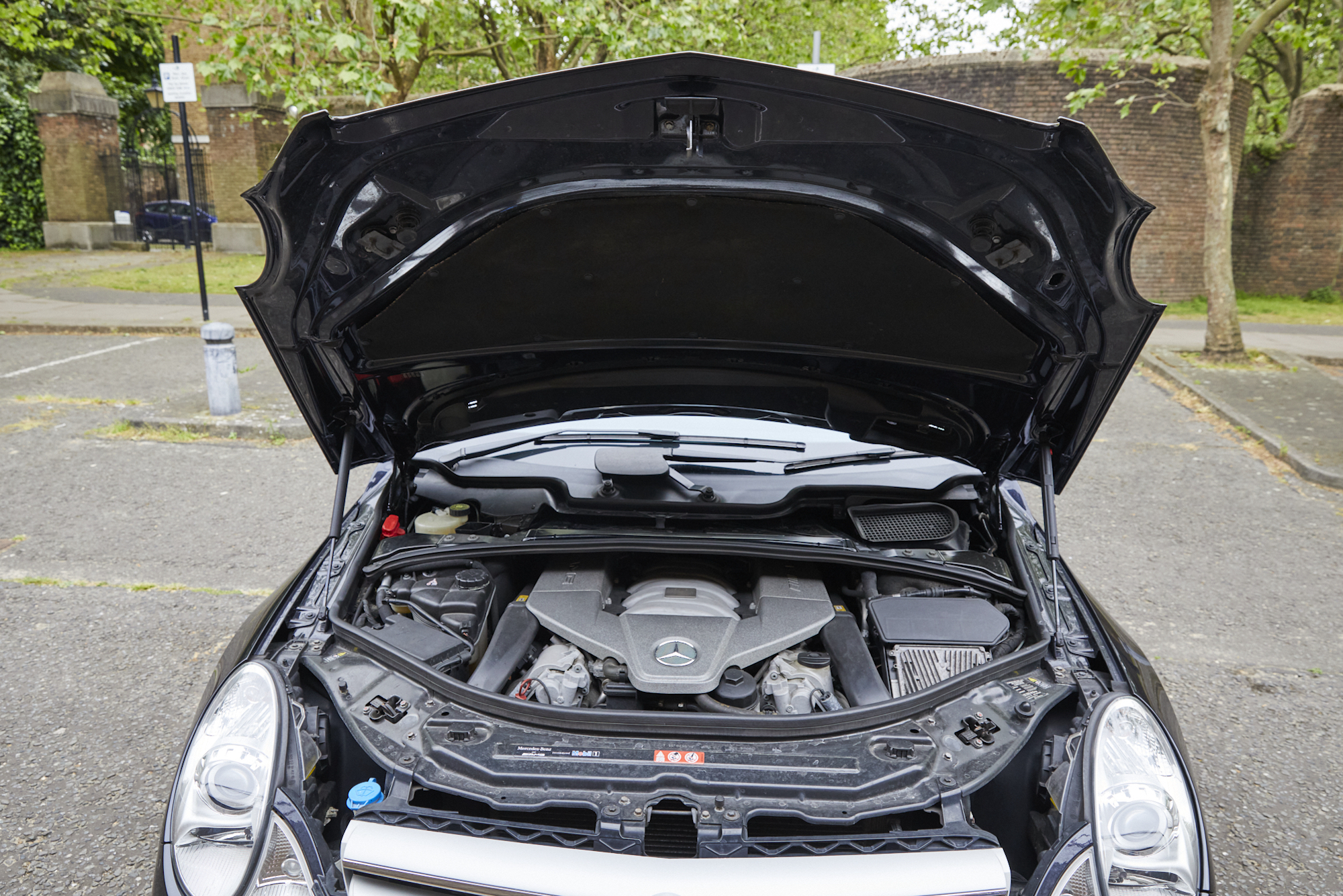 2006 MERCEDES-BENZ R63 AMG for sale by auction in Wapping, East London ...