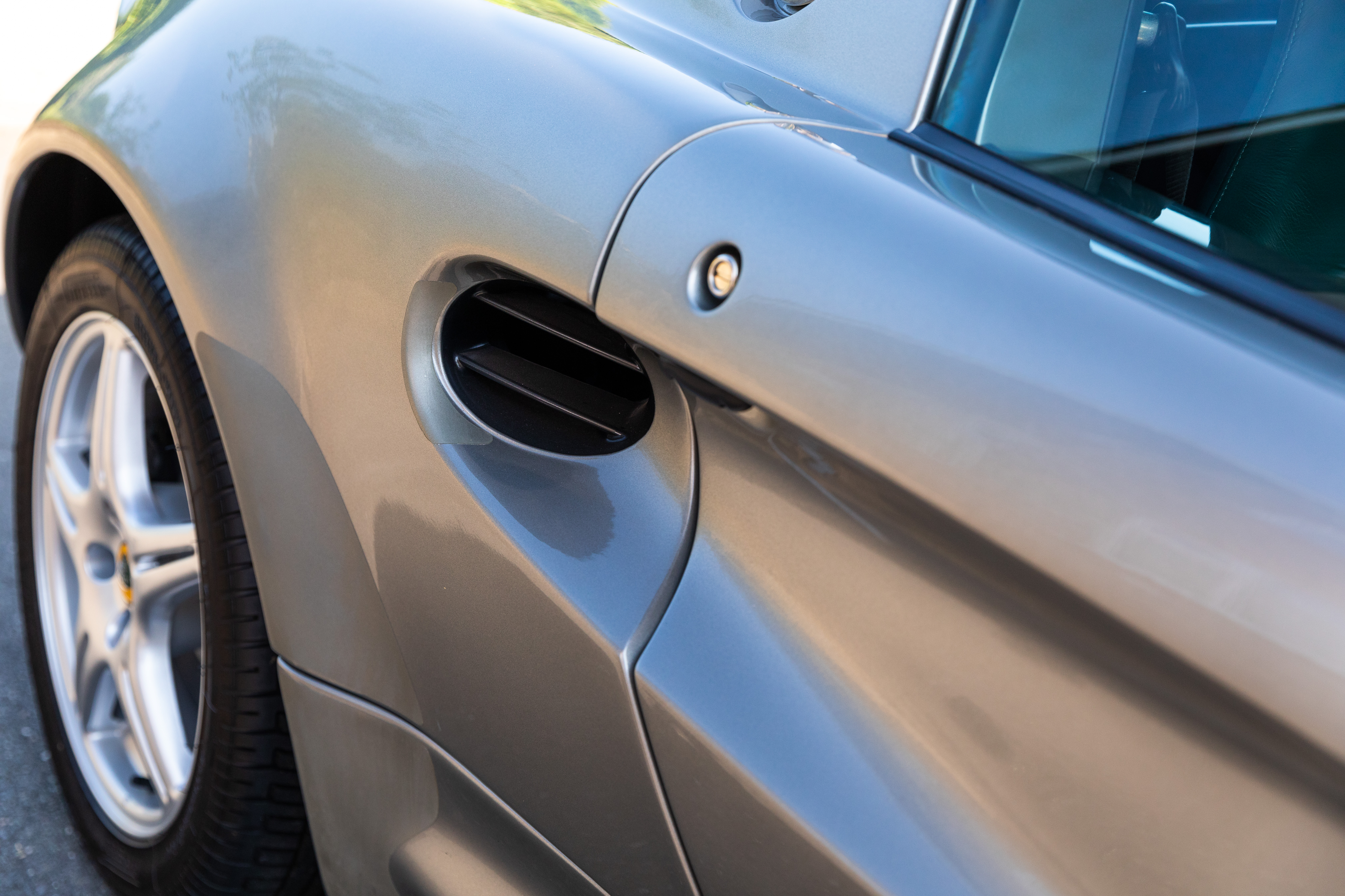 1998 LOTUS ELISE S1 - 2,314 MILES for sale by auction in Maidenhead ...