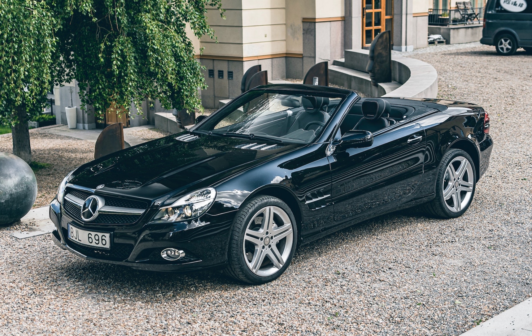 2010 MERCEDES-BENZ (R230) SL500 - 3,590 KM for sale in Stockholm, Sweden