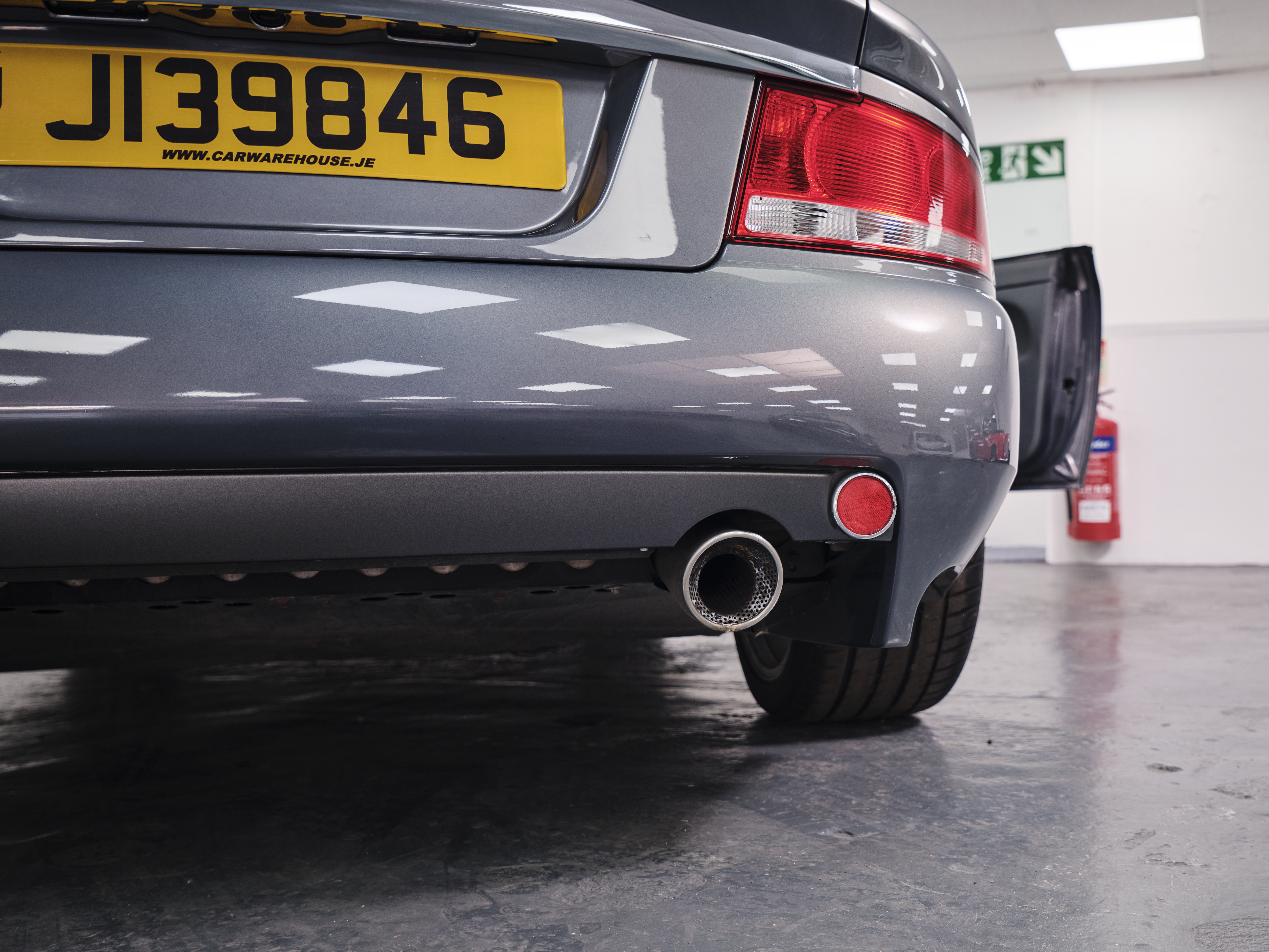 2003 ASTON MARTIN VANQUISH for sale by auction in Channel Islands ...