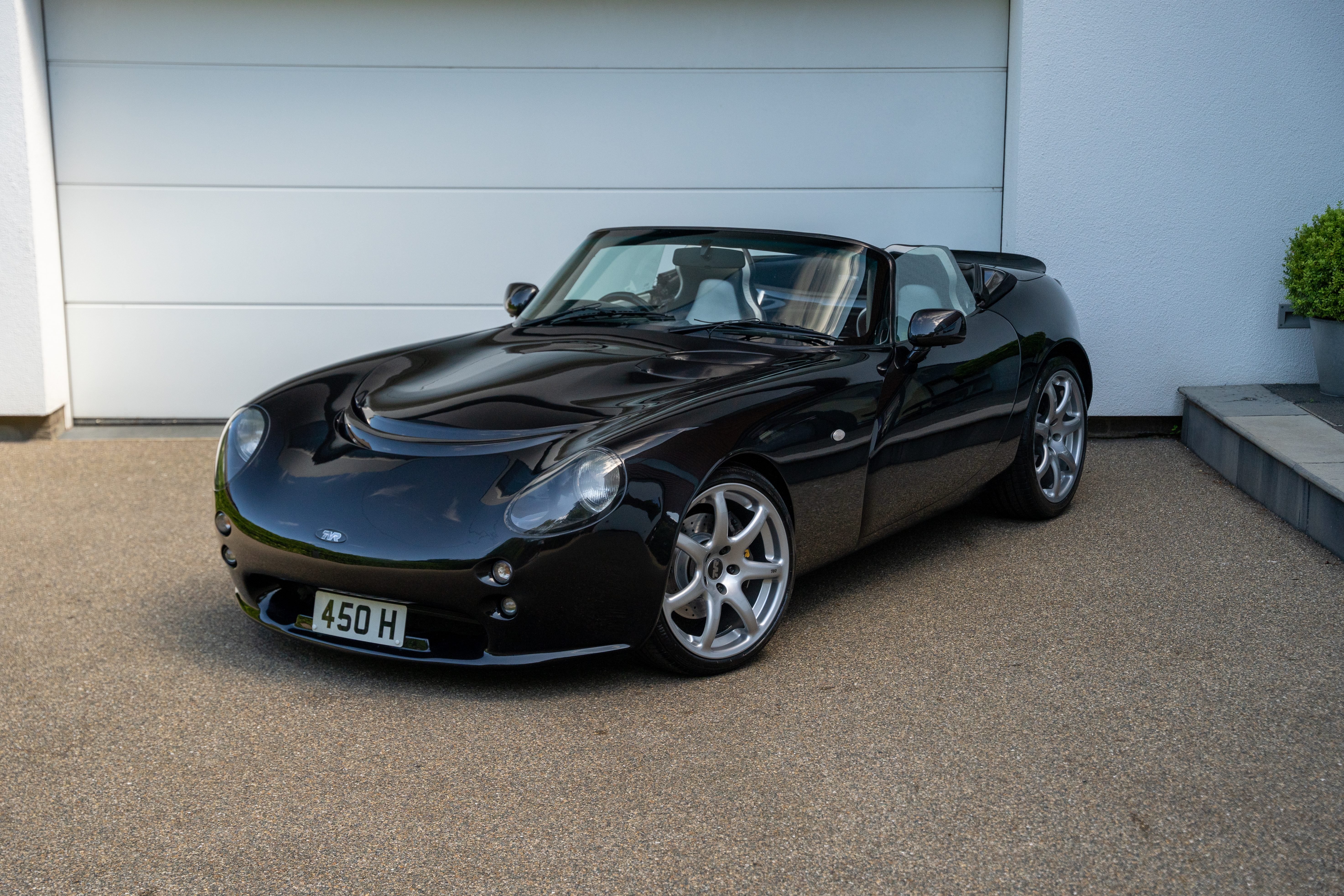 2002 TVR TAMORA for sale by auction in Huddersfield, West Yorkshire ...