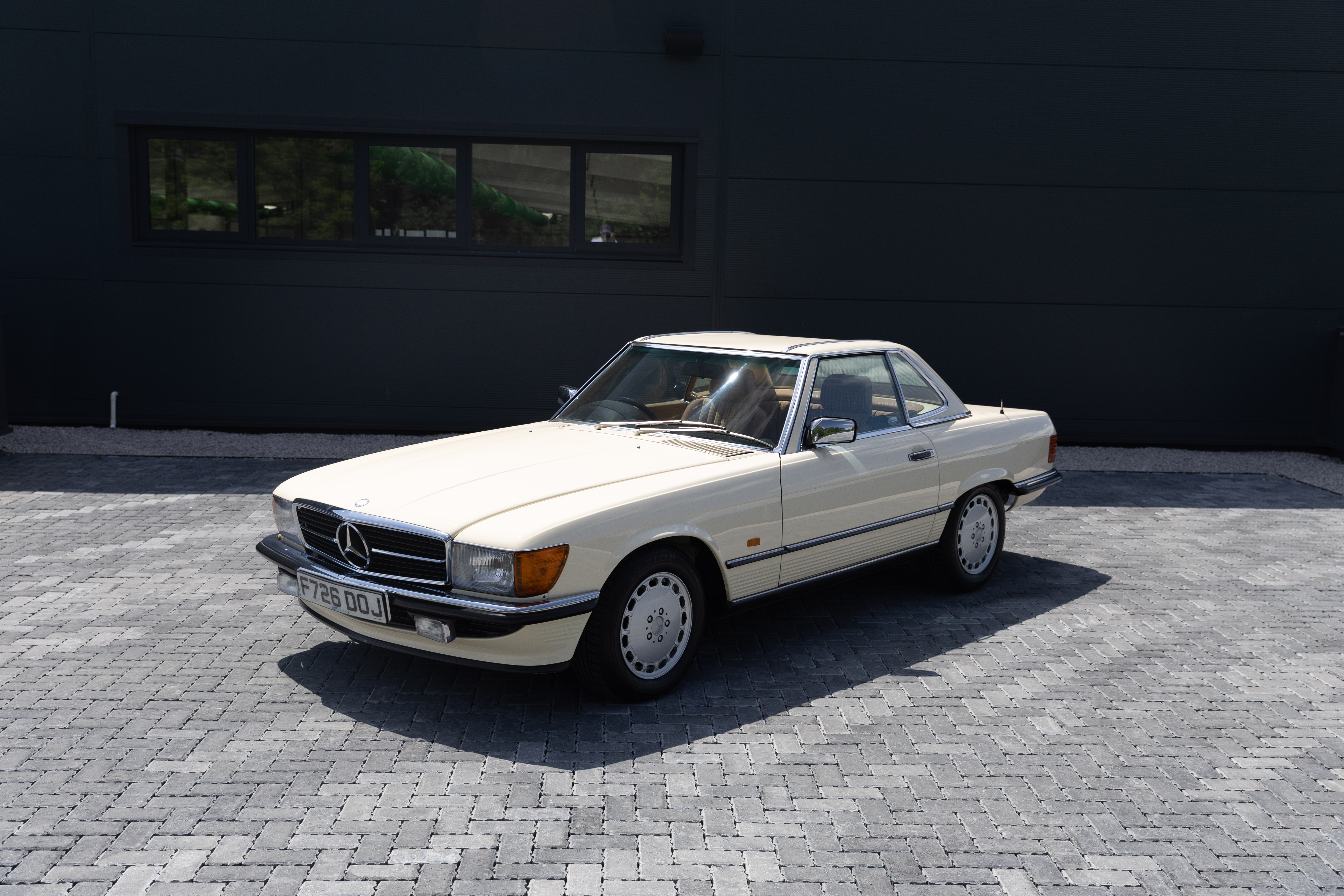1989 MERCEDES-BENZ (R107) 300 SL for sale by auction in Bishops ...