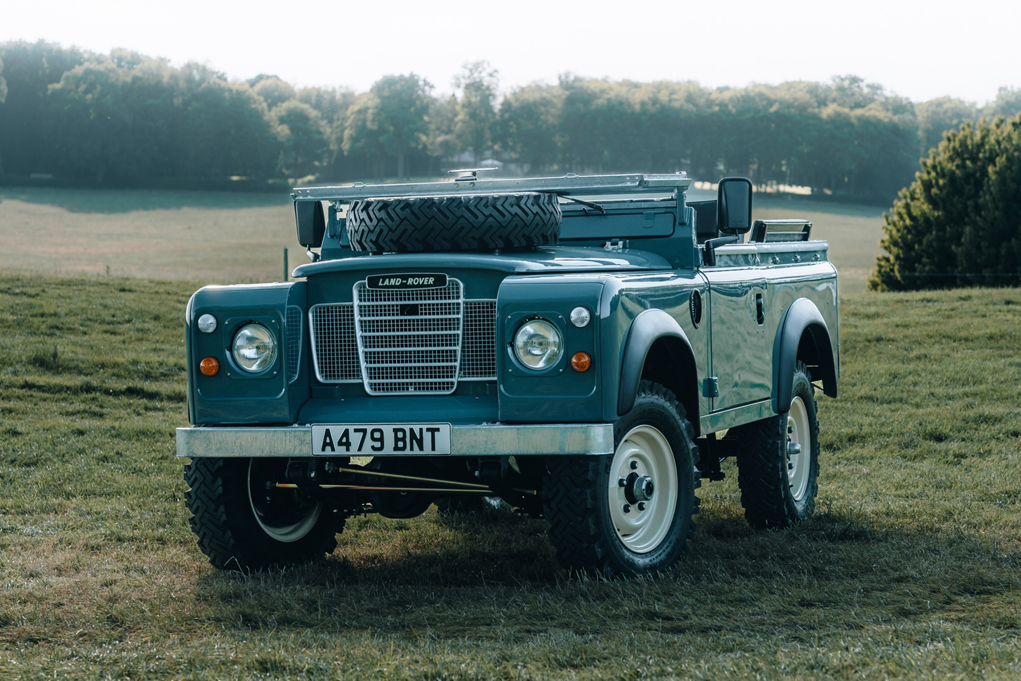 1984 LAND ROVER SERIES III 88"