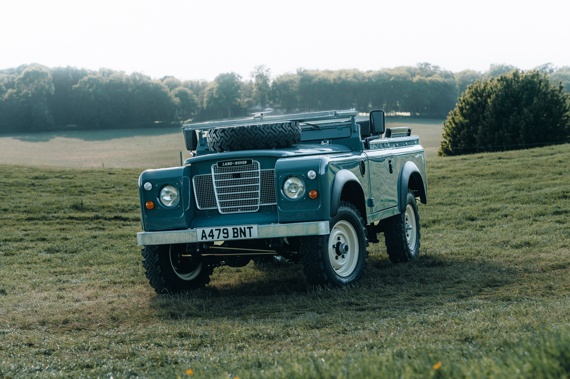 1984 LAND ROVER SERIES III 88"