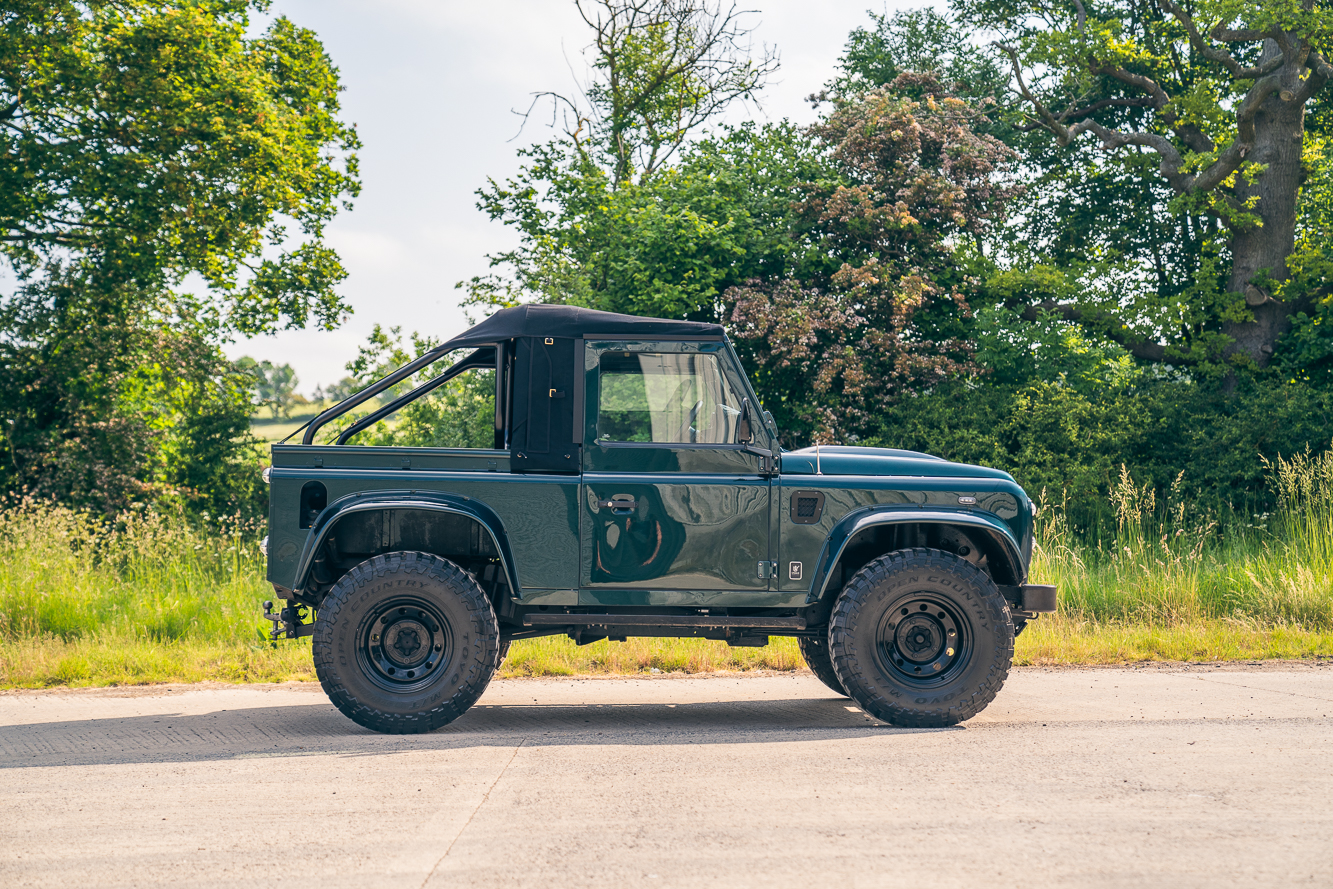 2012 LAND ROVER DEFENDER 90 PICK-UP for sale by auction in Berkshire ...