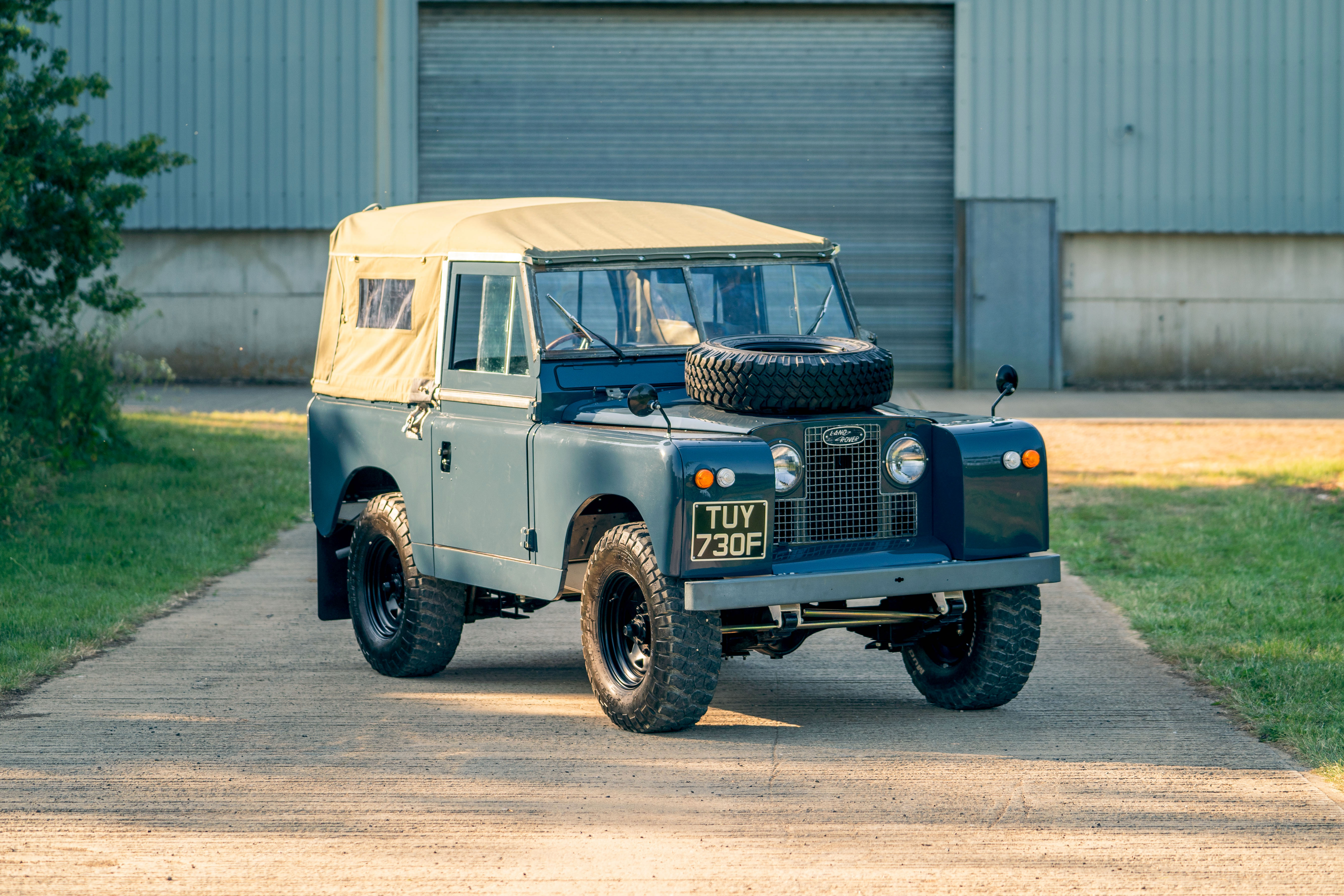 1968 LAND ROVER SERIES IIA 88" for sale by auction in Chipping Norton ...