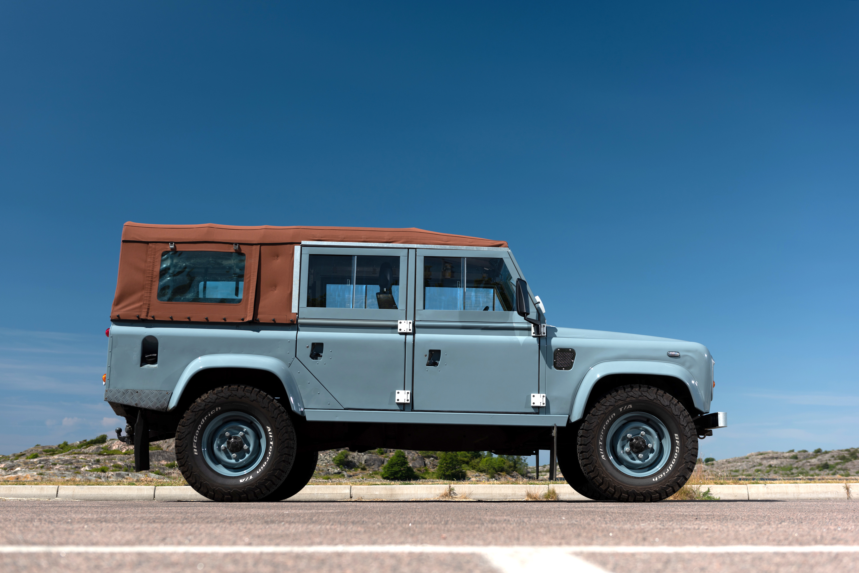 1998 LAND ROVER DEFENDER 110 300TDI for sale by auction in Billdal ...