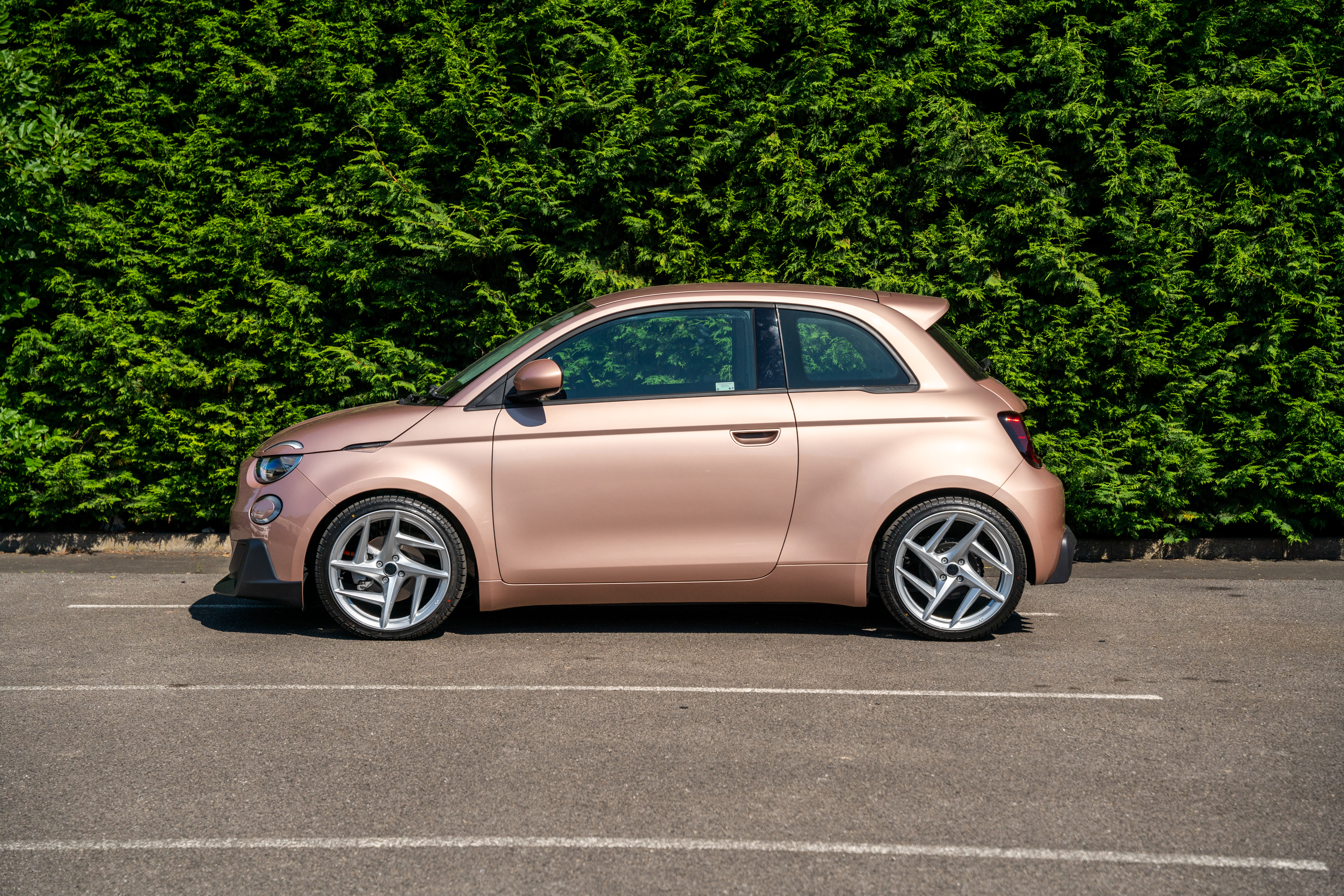 2022 FIAT 500E 'DESIGNIO' BY KAHN - 45 MILES - VAT Q for sale by ...