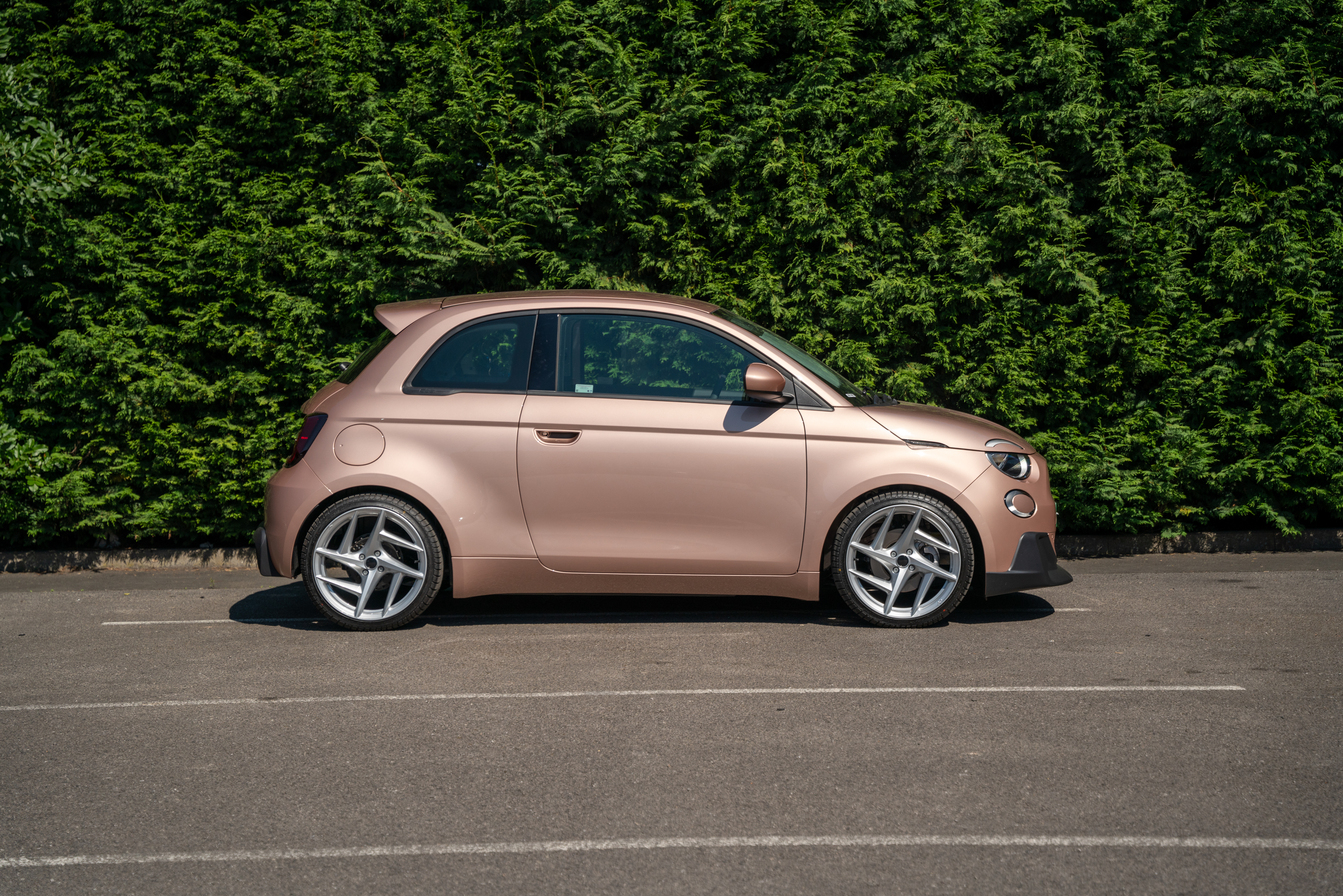 2022 FIAT 500E 'DESIGNIO' BY KAHN - 45 MILES - VAT Q for sale by ...