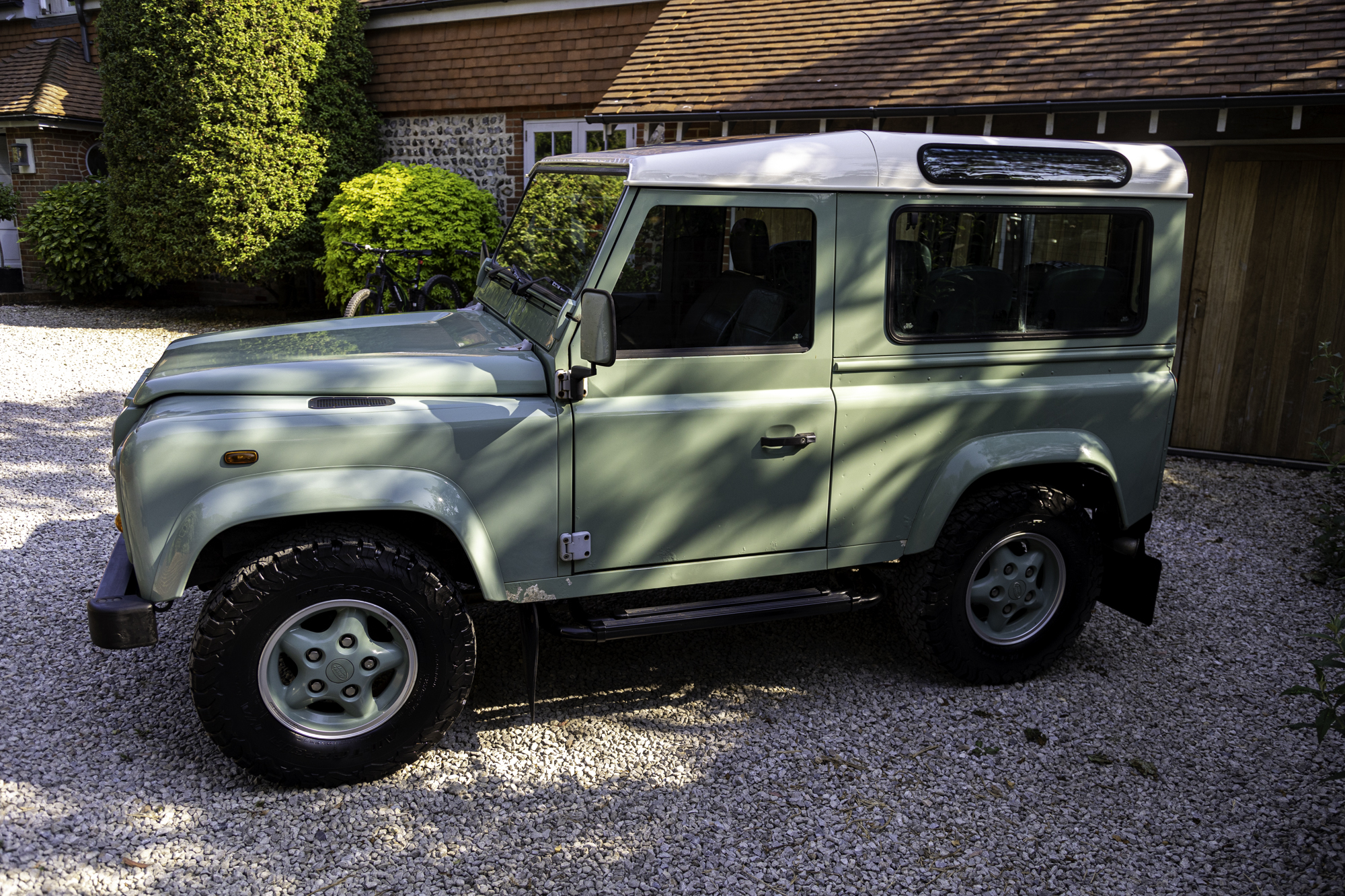 1999 LAND ROVER DEFENDER 90 TD5 HERITAGE EDITION for sale by auction in ...
