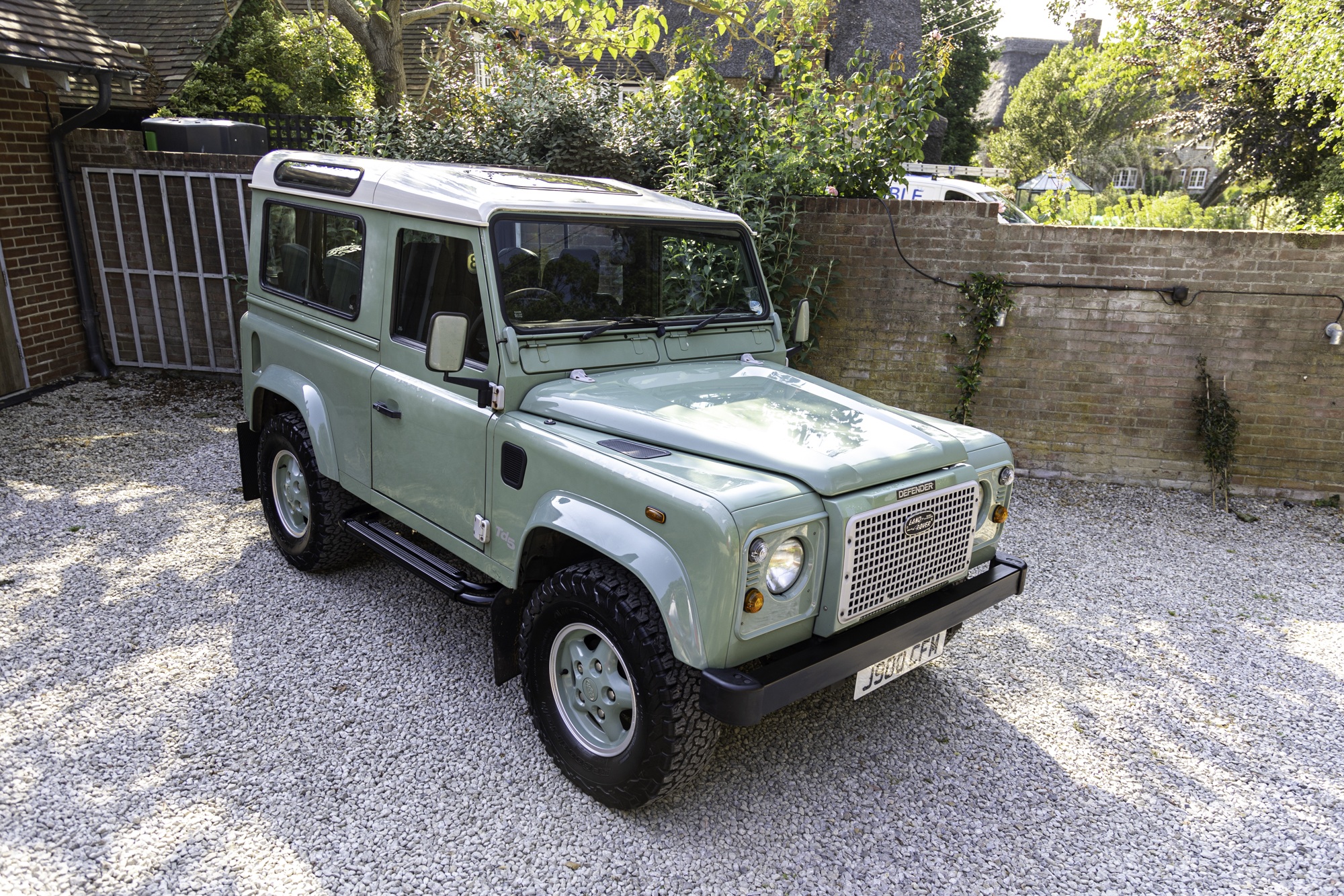 1999 LAND ROVER DEFENDER 90 TD5 HERITAGE EDITION for sale by auction in ...