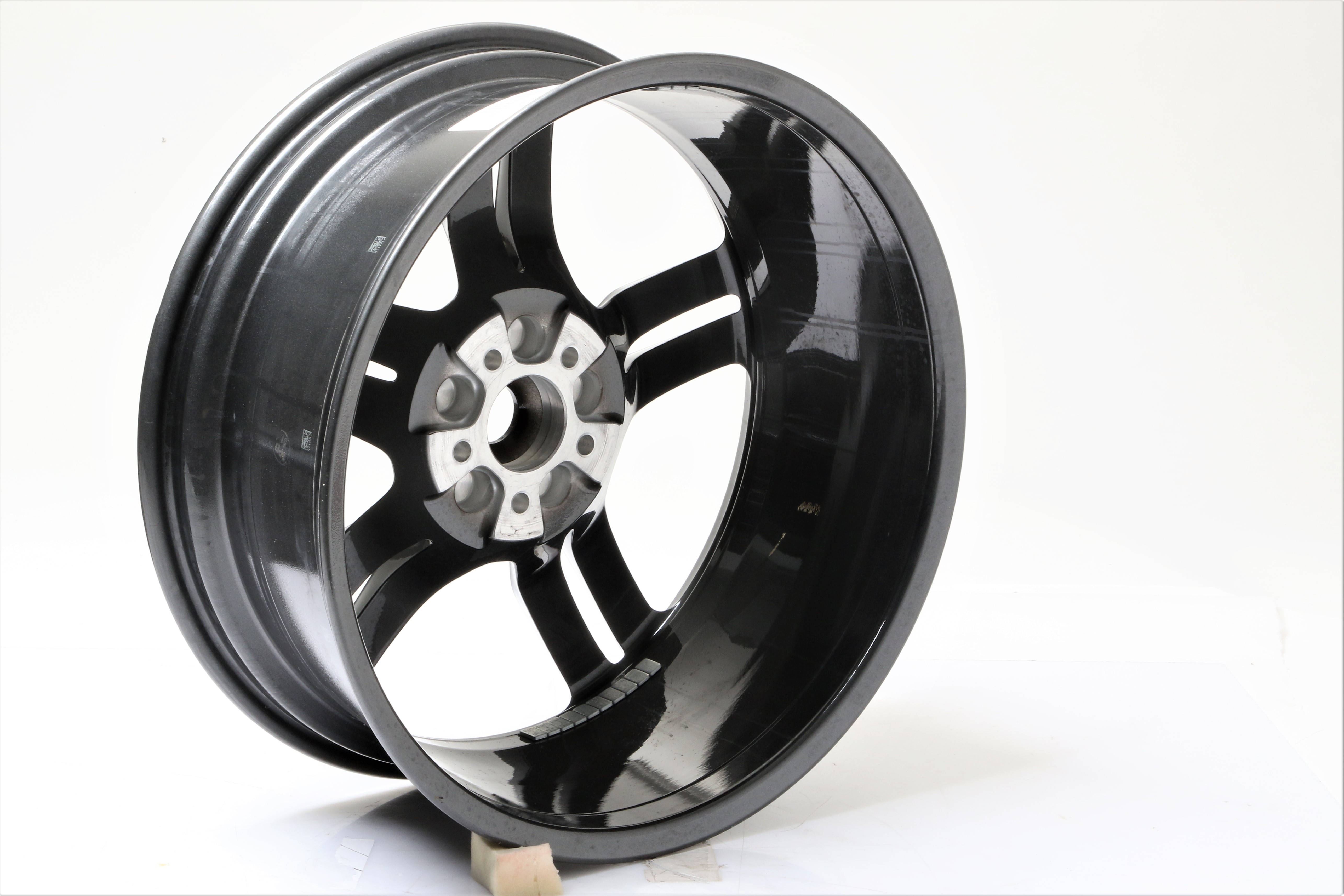 SET OF FERRARI PORTOFINO FORGED WHEELS for sale by auction in Lyngby ...