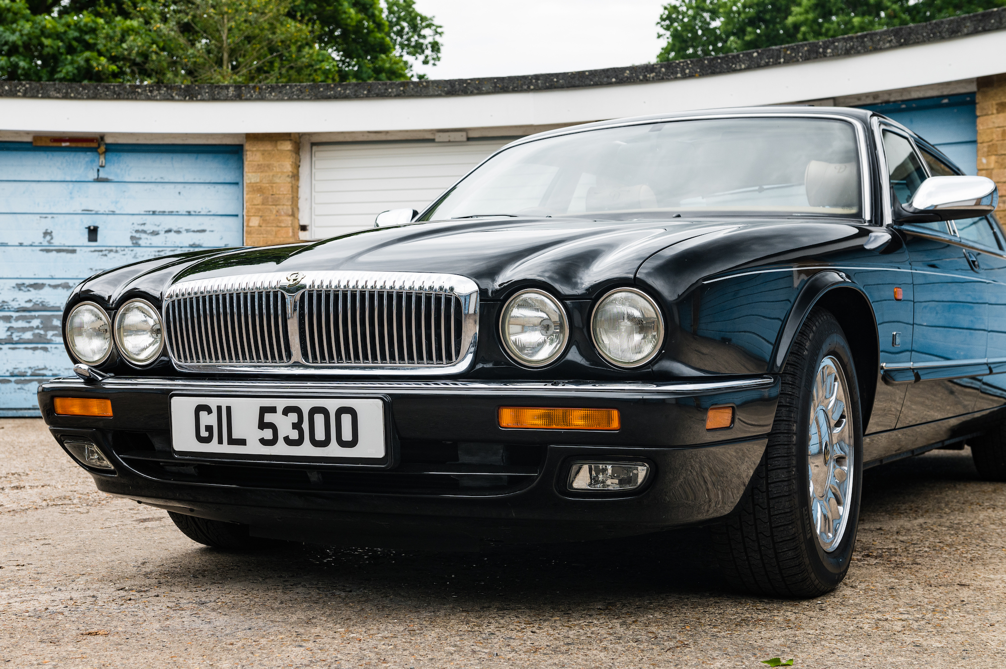 1996 DAIMLER CENTURY - 30,297 MILES for sale by auction in Stevenage ...