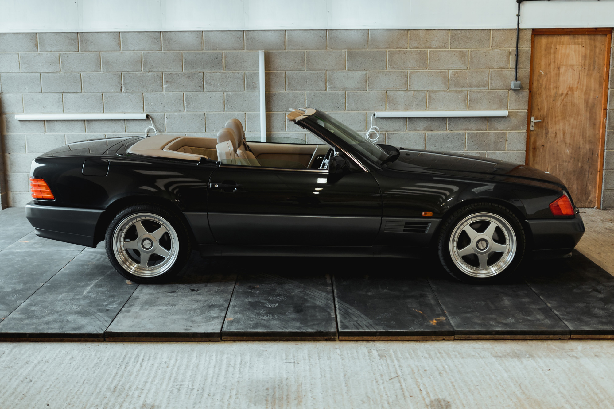 1992 MERCEDES-BENZ (R129) 300 SL for sale by auction in Melsonby ...