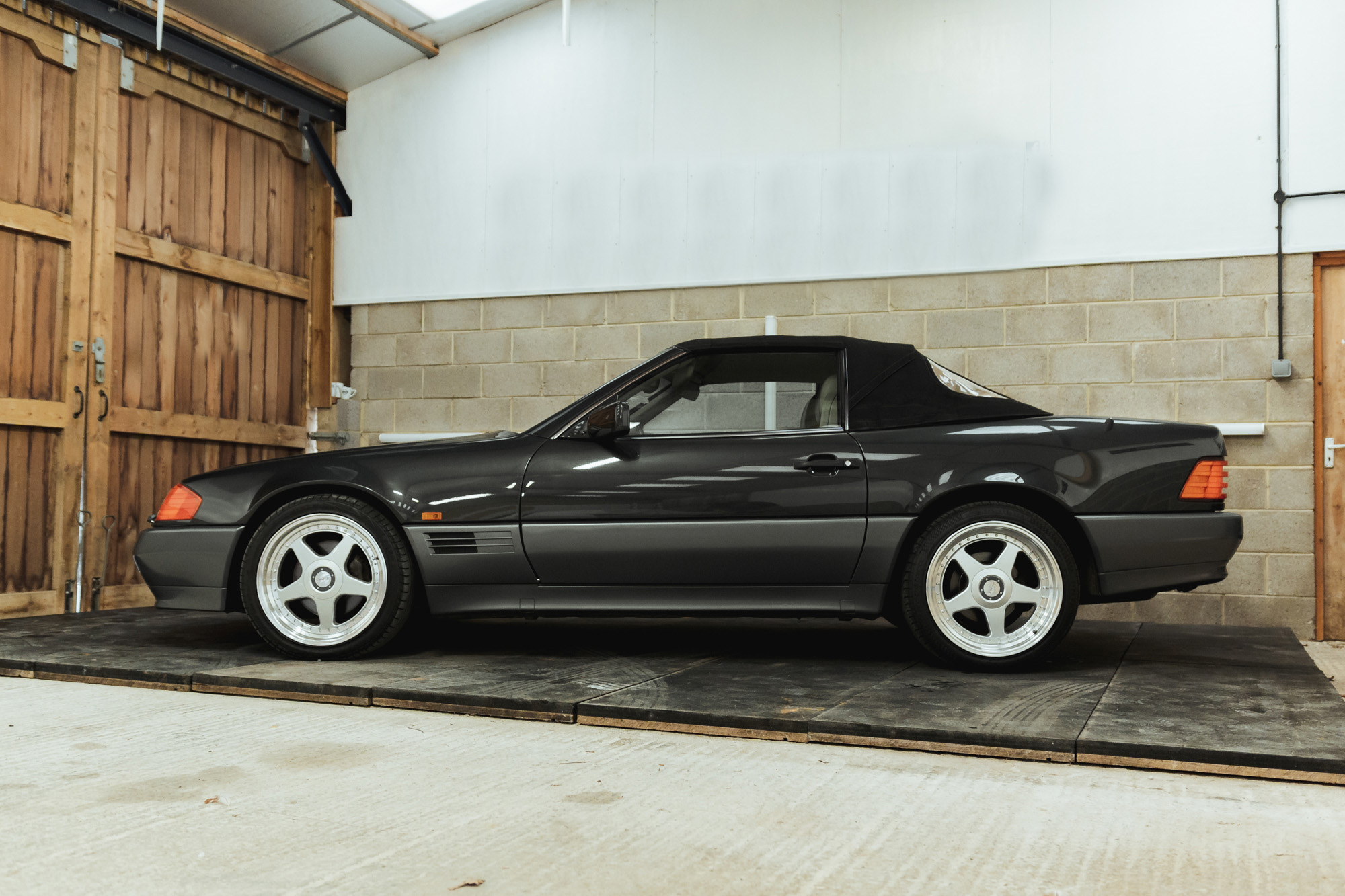1992 MERCEDES-BENZ (R129) 300 SL for sale by auction in Melsonby ...