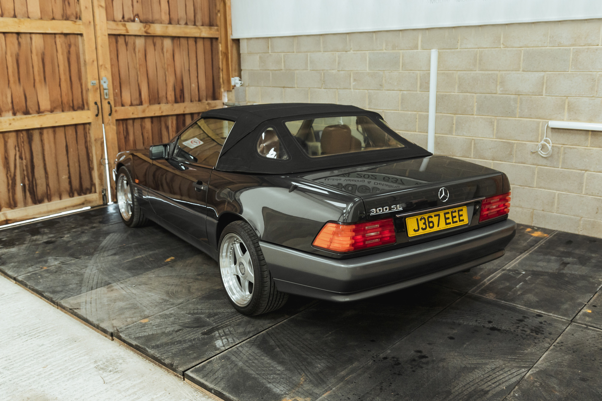 1992 MERCEDES-BENZ (R129) 300 SL for sale by auction in Melsonby ...
