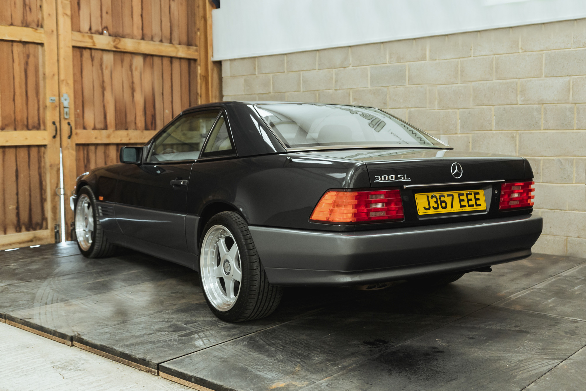 1992 MERCEDES-BENZ (R129) 300 SL for sale by auction in Melsonby ...