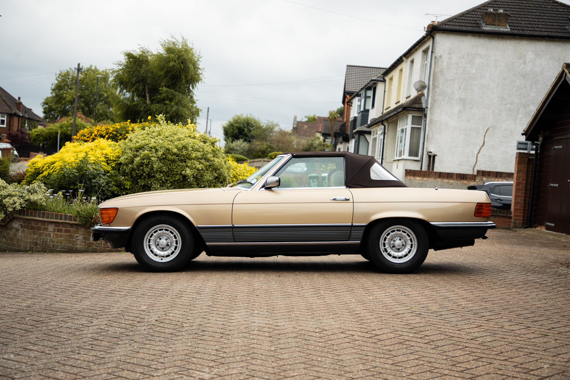 1985 MERCEDES-BENZ (R107) 500 SL for sale in Bexley Heath, Kent, United ...