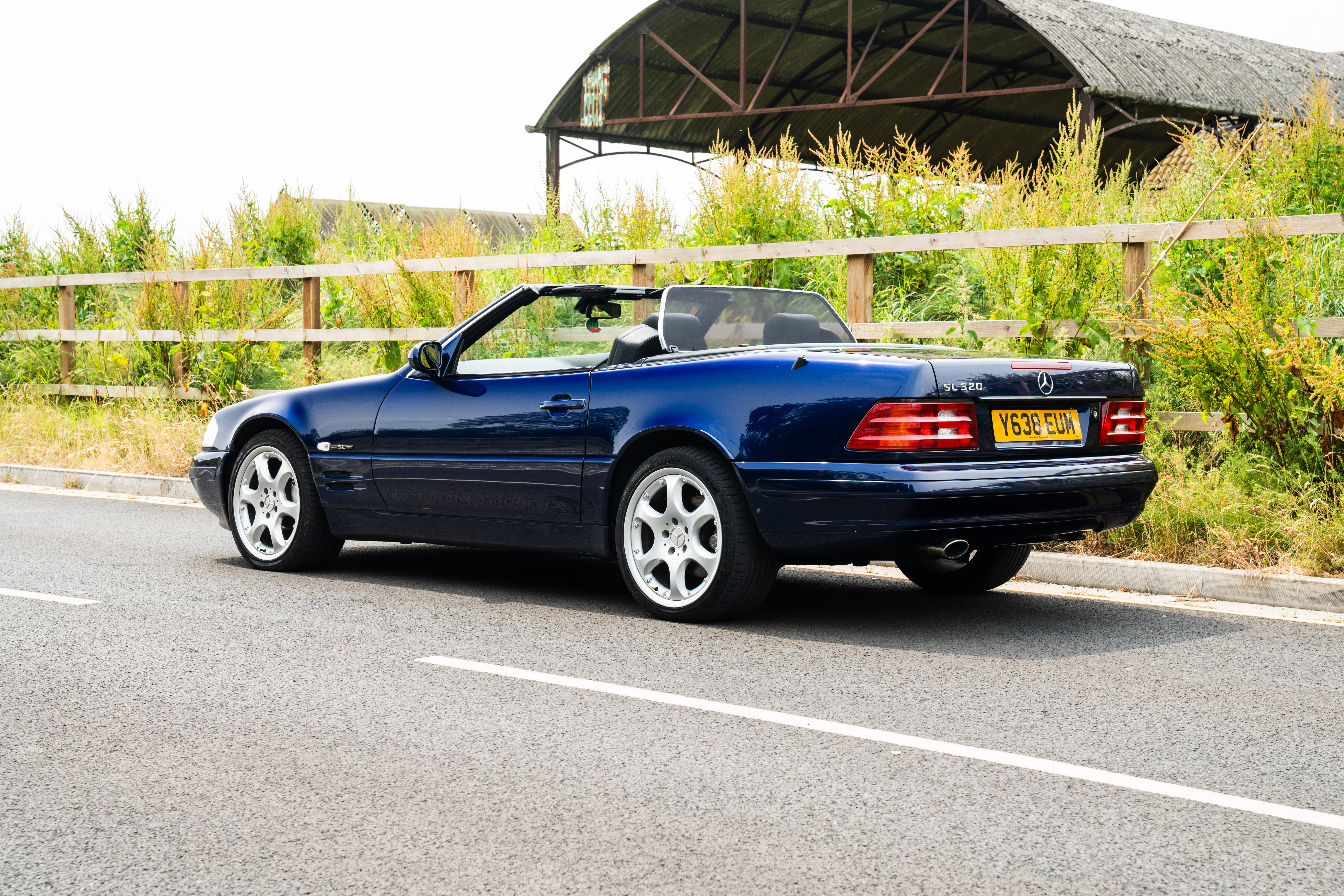 2001 MERCEDES-BENZ (R129) SL320 'SL EDITION' for sale by auction in ...