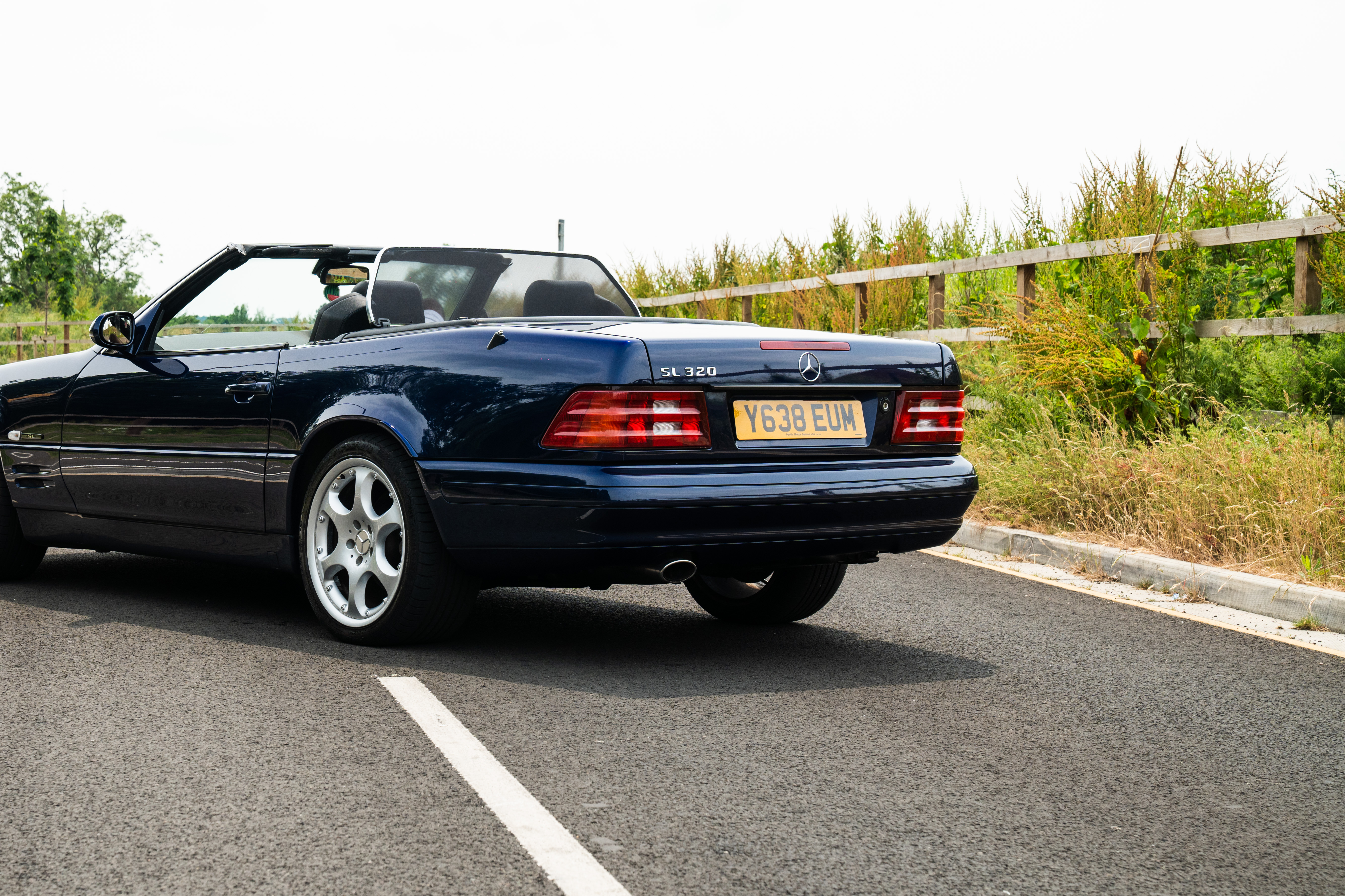 2001 MERCEDES-BENZ (R129) SL320 'SL EDITION' for sale by auction in ...