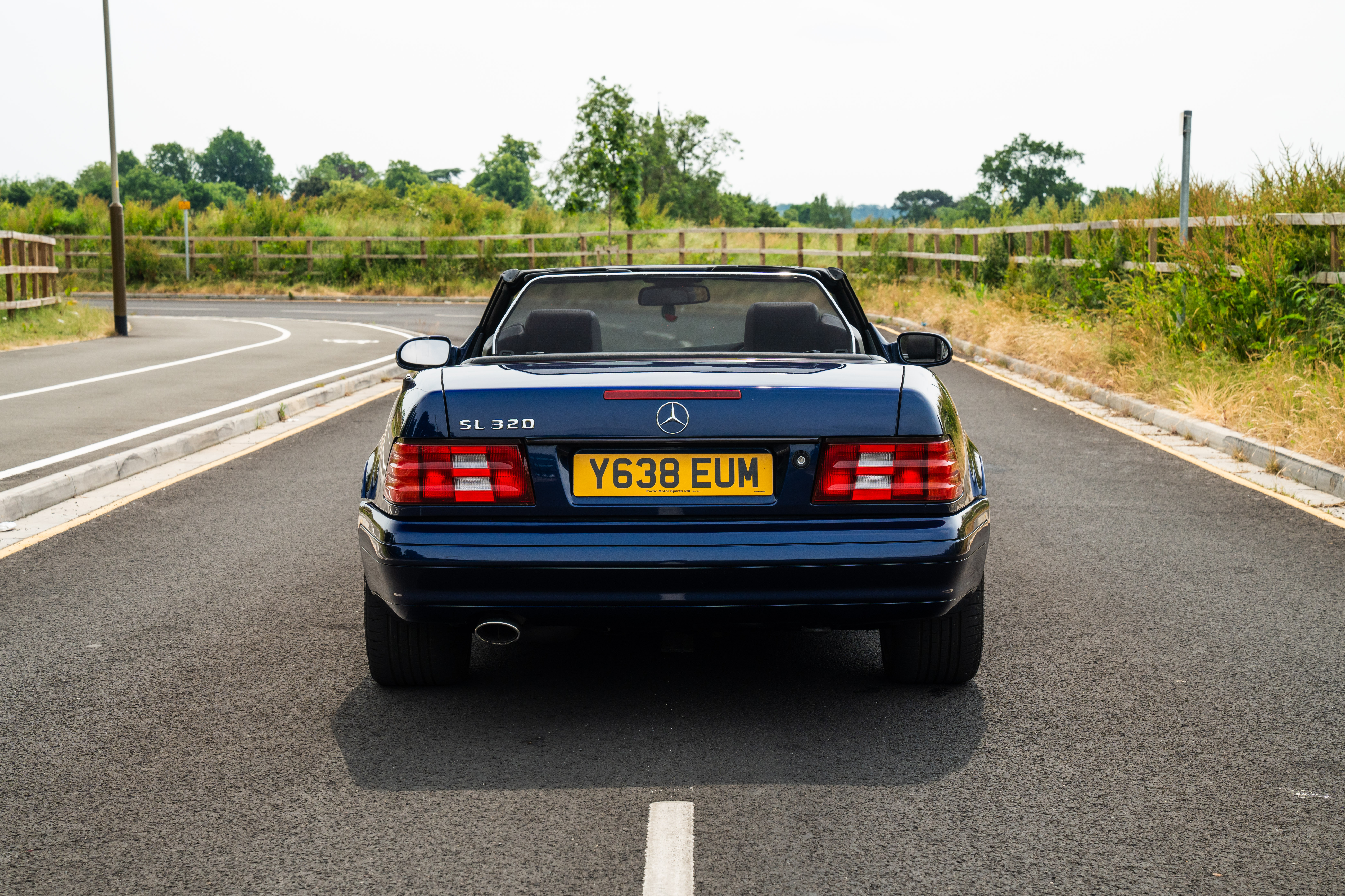 2001 MERCEDES-BENZ (R129) SL320 'SL EDITION' for sale by auction in ...