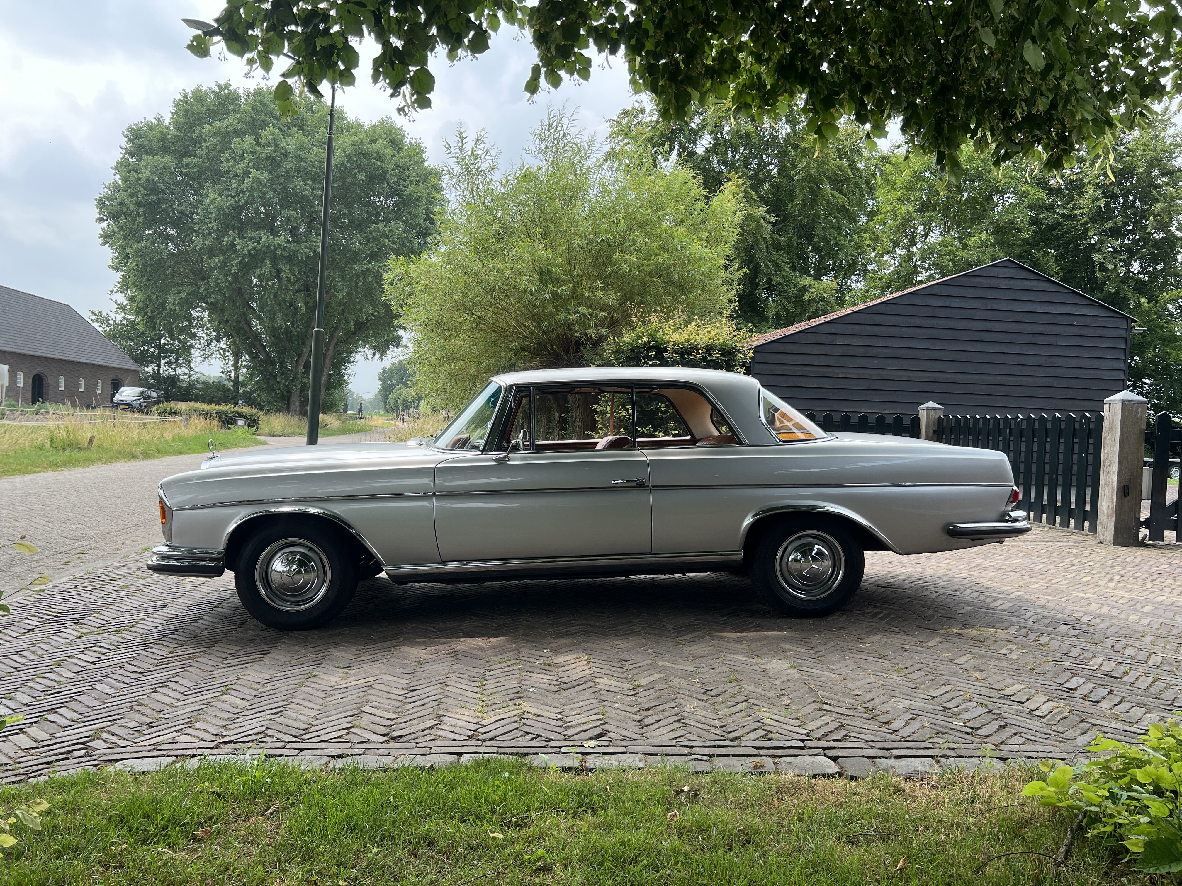 1963 MERCEDES-BENZ (W112) 300 SE COUPE – 2.2 ENGINE for sale by auction ...