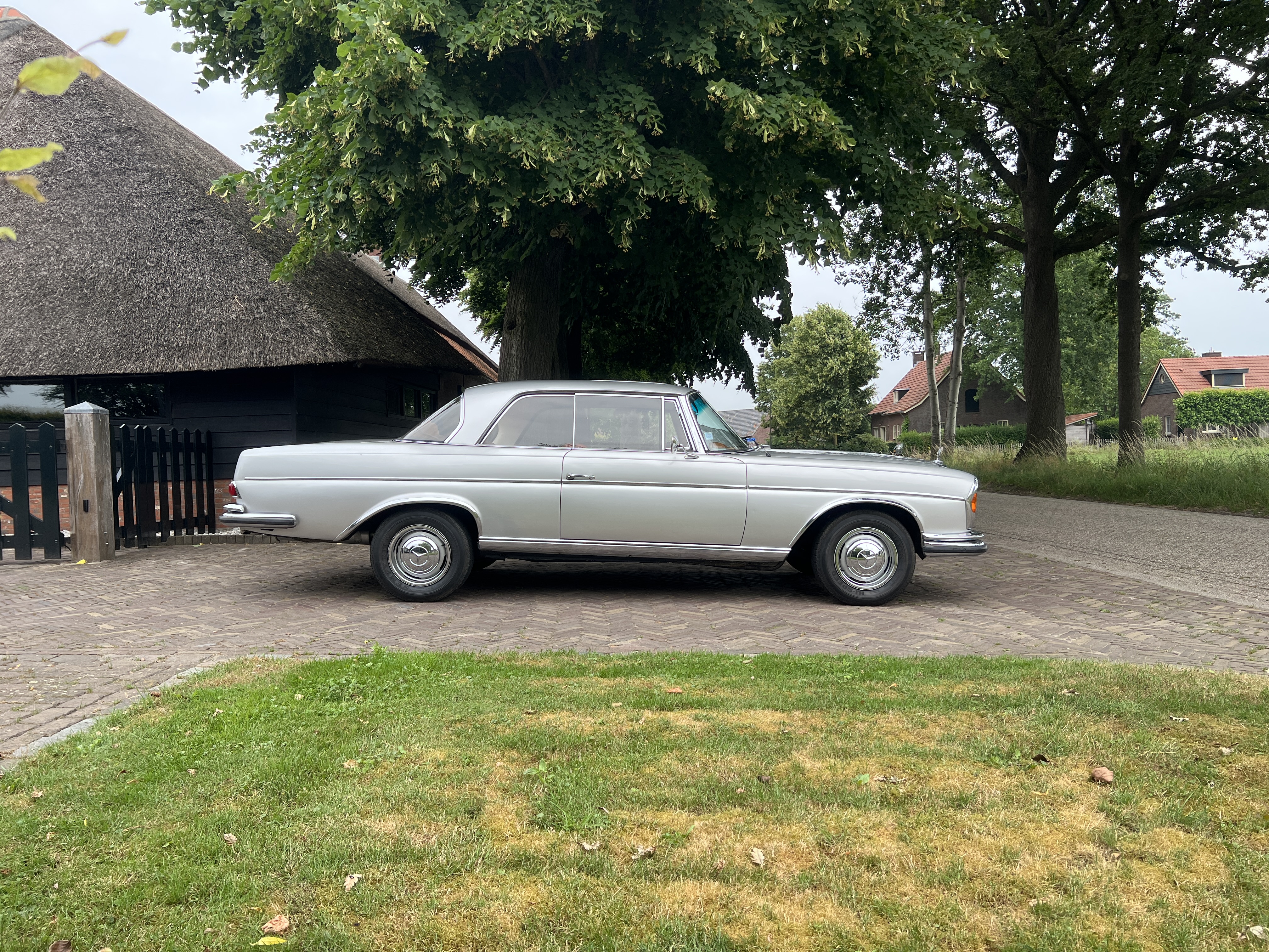 1963 MERCEDES-BENZ (W112) 300 SE COUPE – 2.2 ENGINE for sale by auction ...