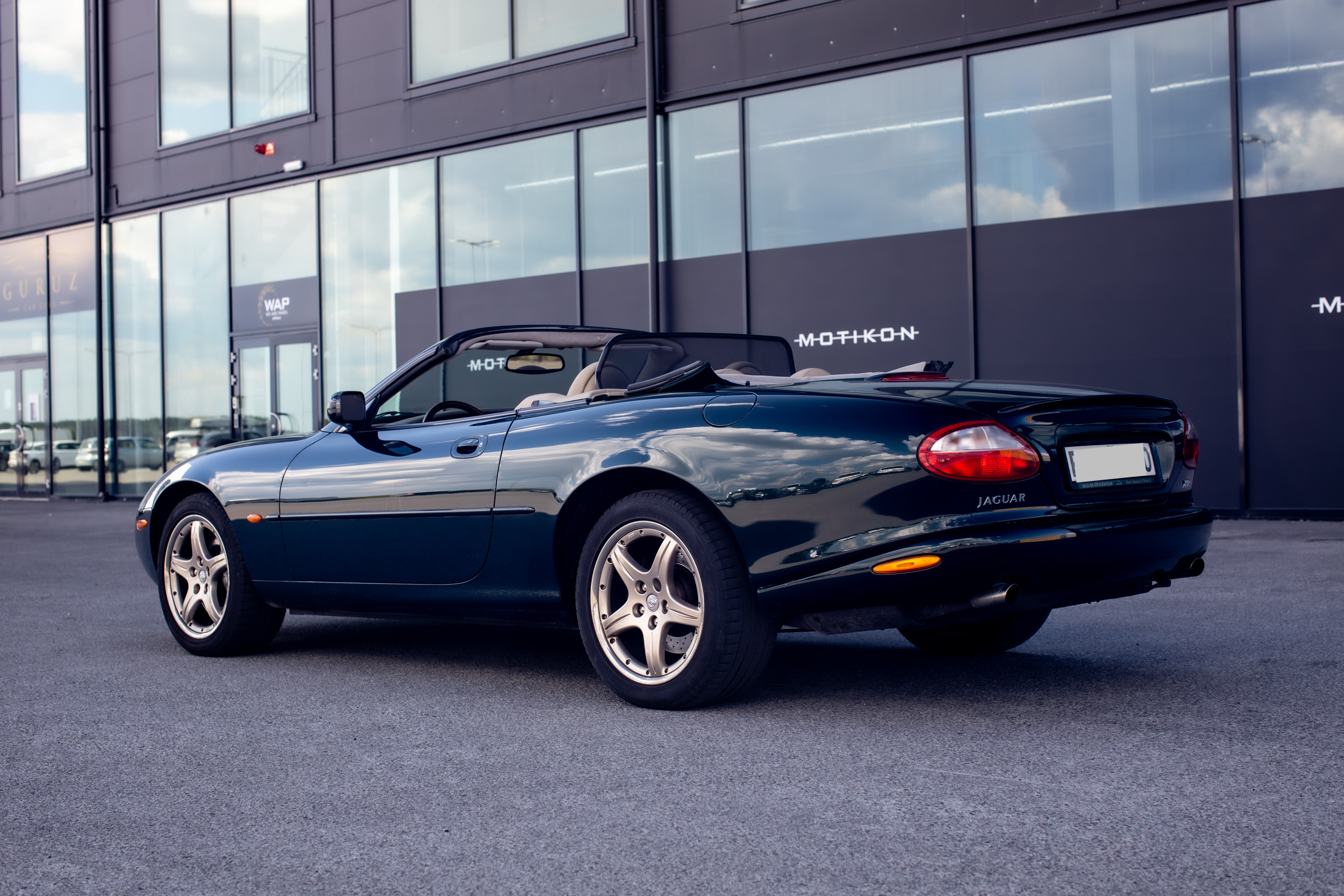 2000 JAGUAR XKR 4.0 CABRIOLET - 59,328 KM for sale by auction in ...