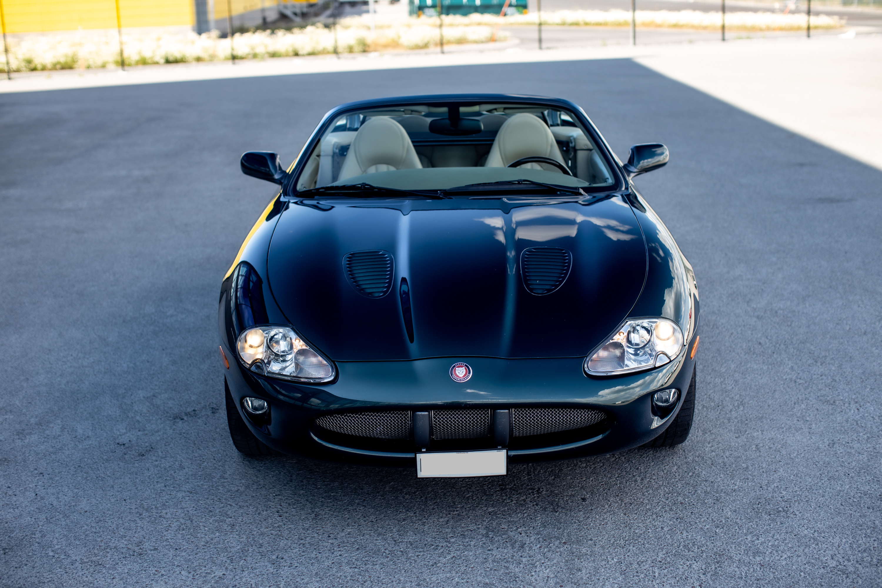 2000 JAGUAR XKR 4.0 CABRIOLET - 59,328 KM for sale by auction in ...