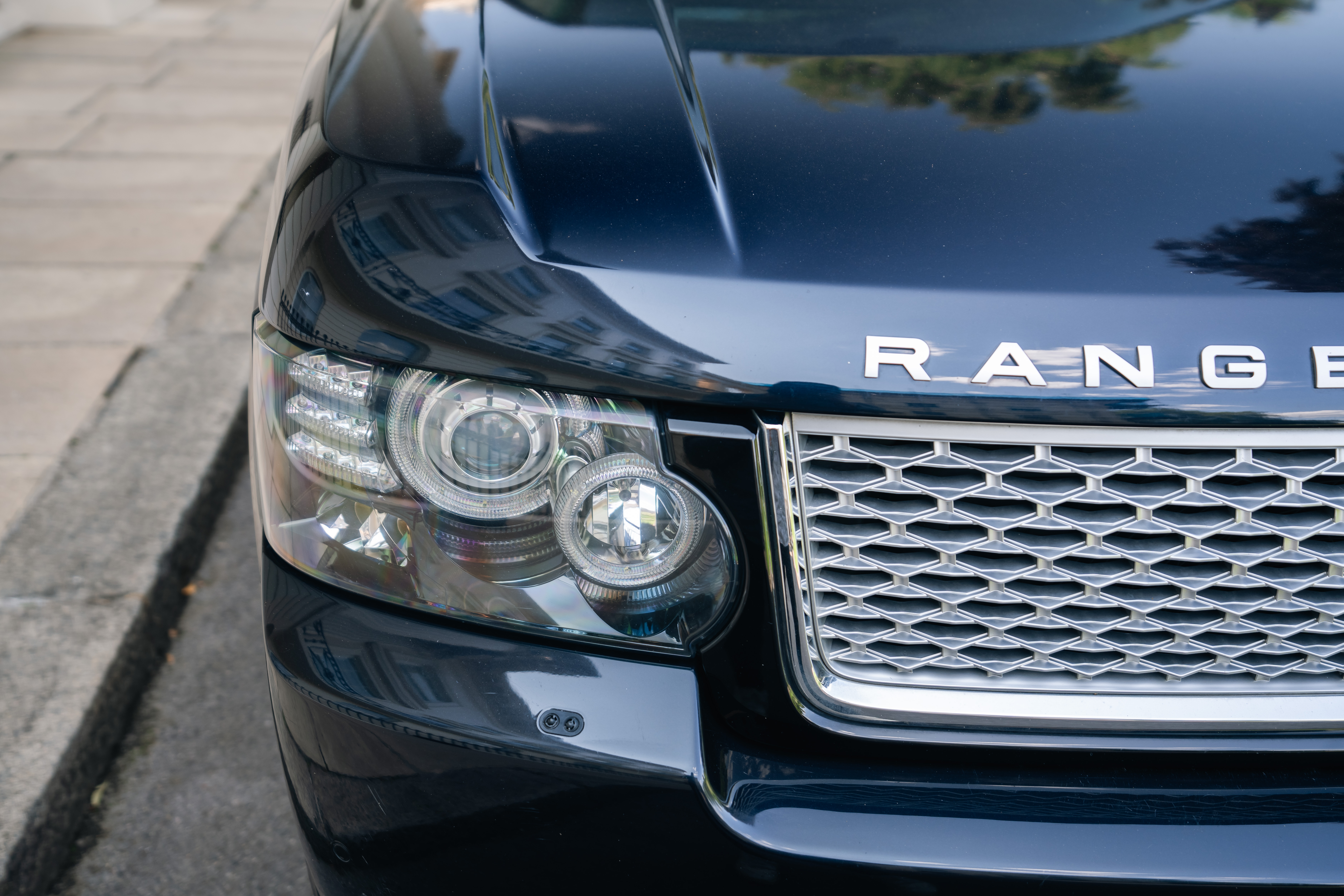 2011 RANGE ROVER 5.0 AUTOBIOGRAPHY (L322) for sale by auction in London ...