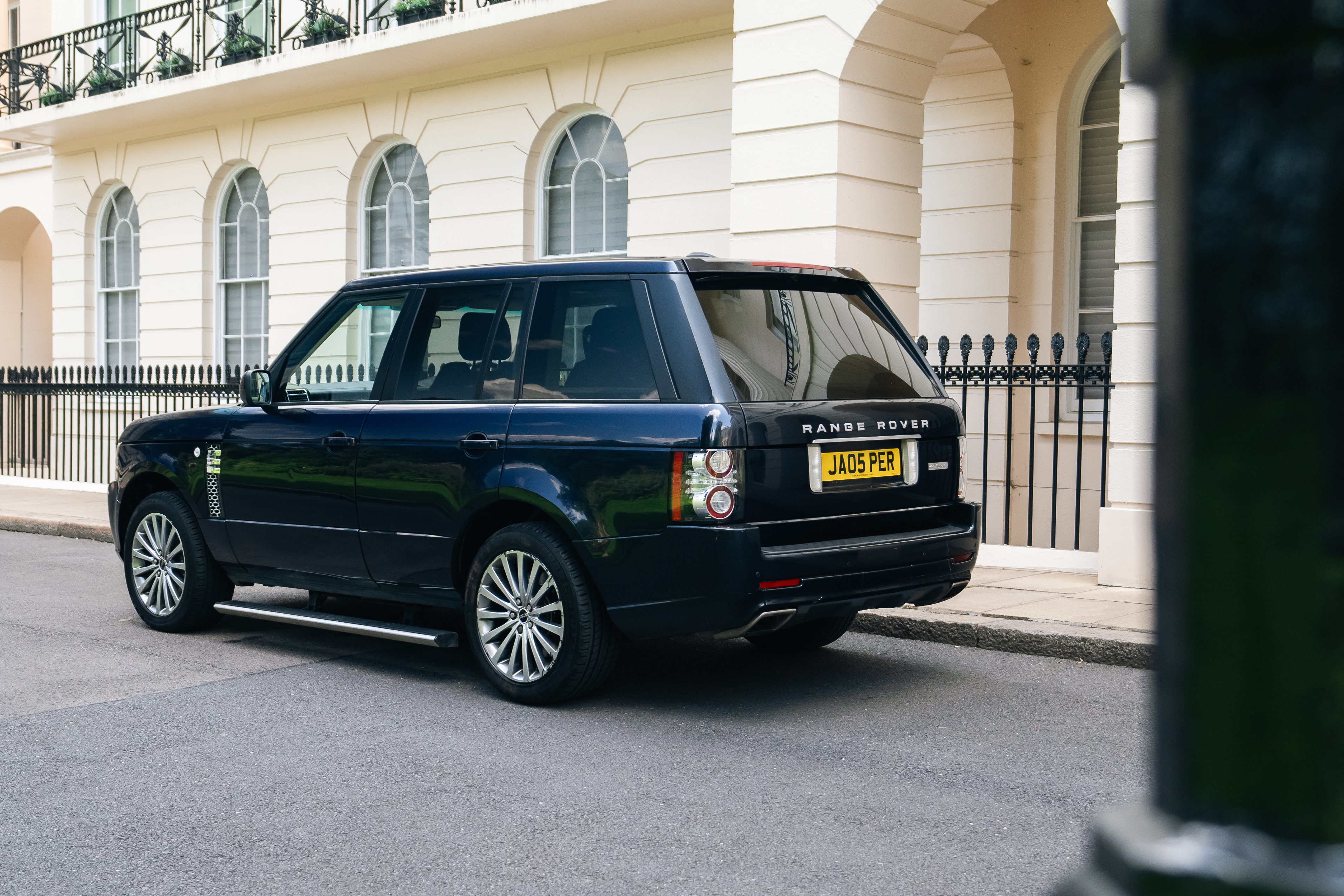 2011 RANGE ROVER 5.0 AUTOBIOGRAPHY (L322) for sale by auction in London ...