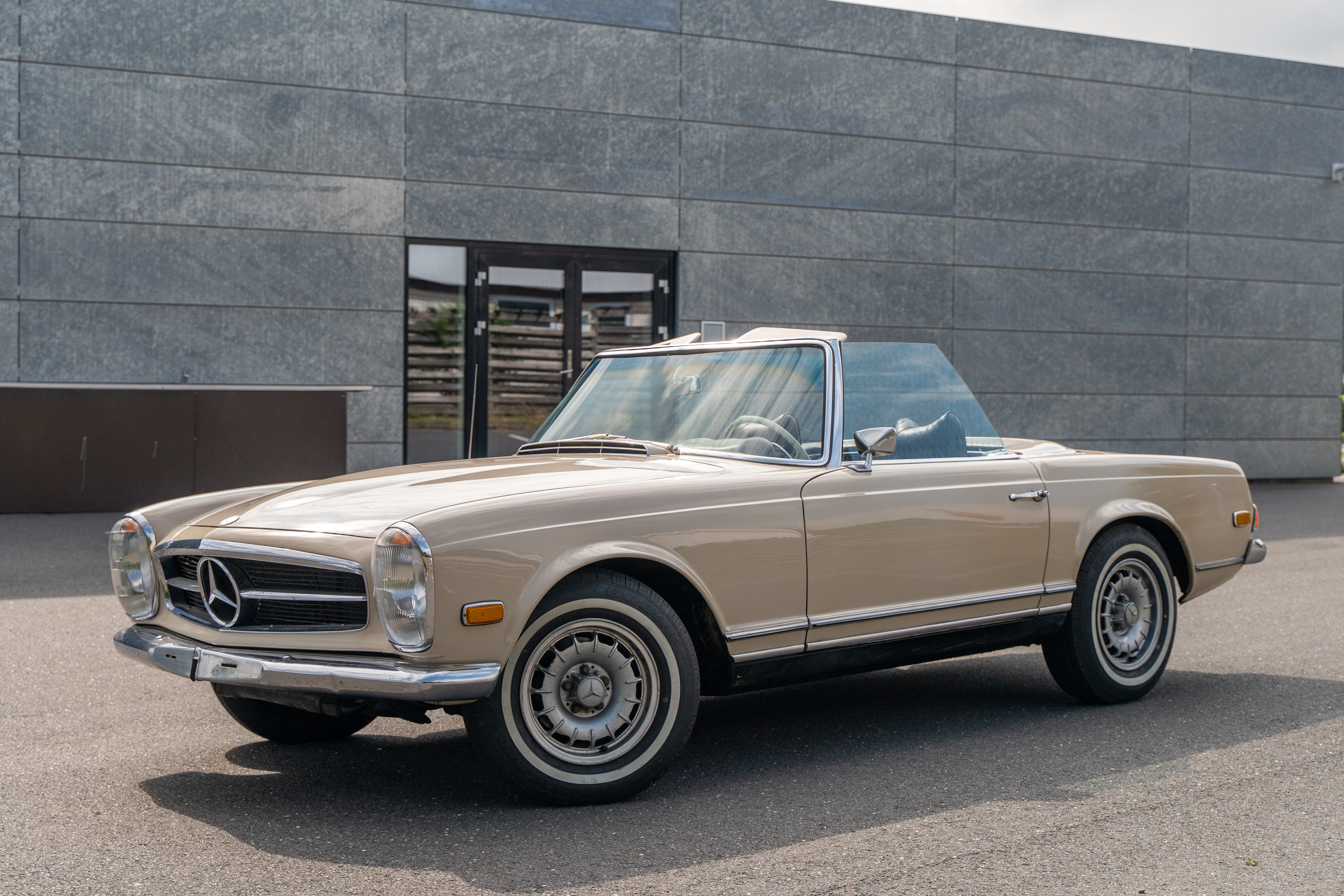 1971 MERCEDES-BENZ 280 SL PAGODA for sale by auction in Flensburg, Germany
