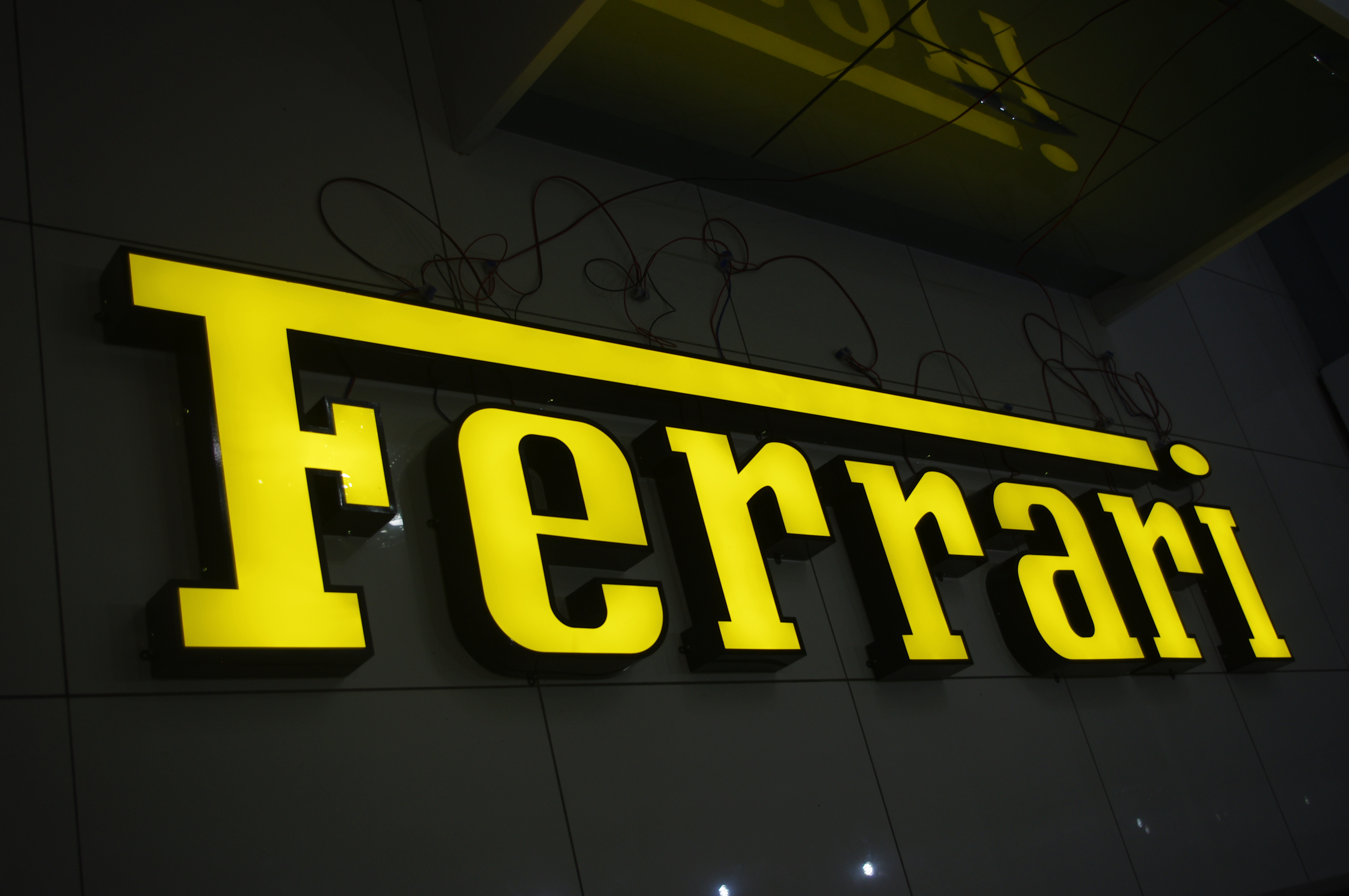 LARGE FERRARI ILLUMINATED SIGN for sale by auction in West Midlands ...