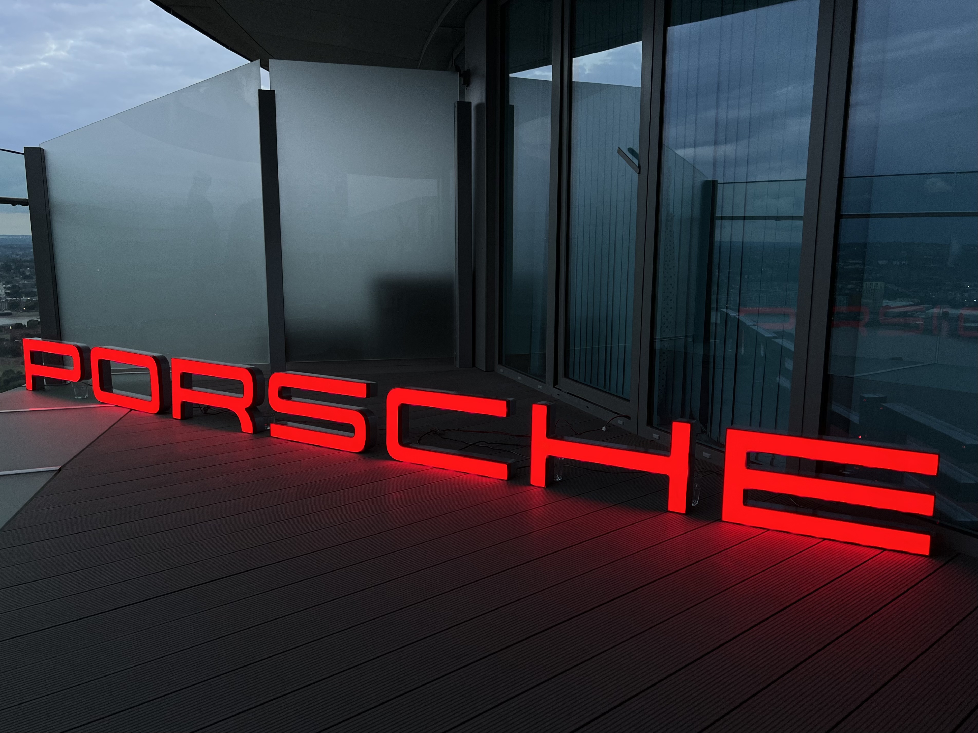 LARGE PORSCHE ILLUMINATED SIGN for sale by auction in London, United ...