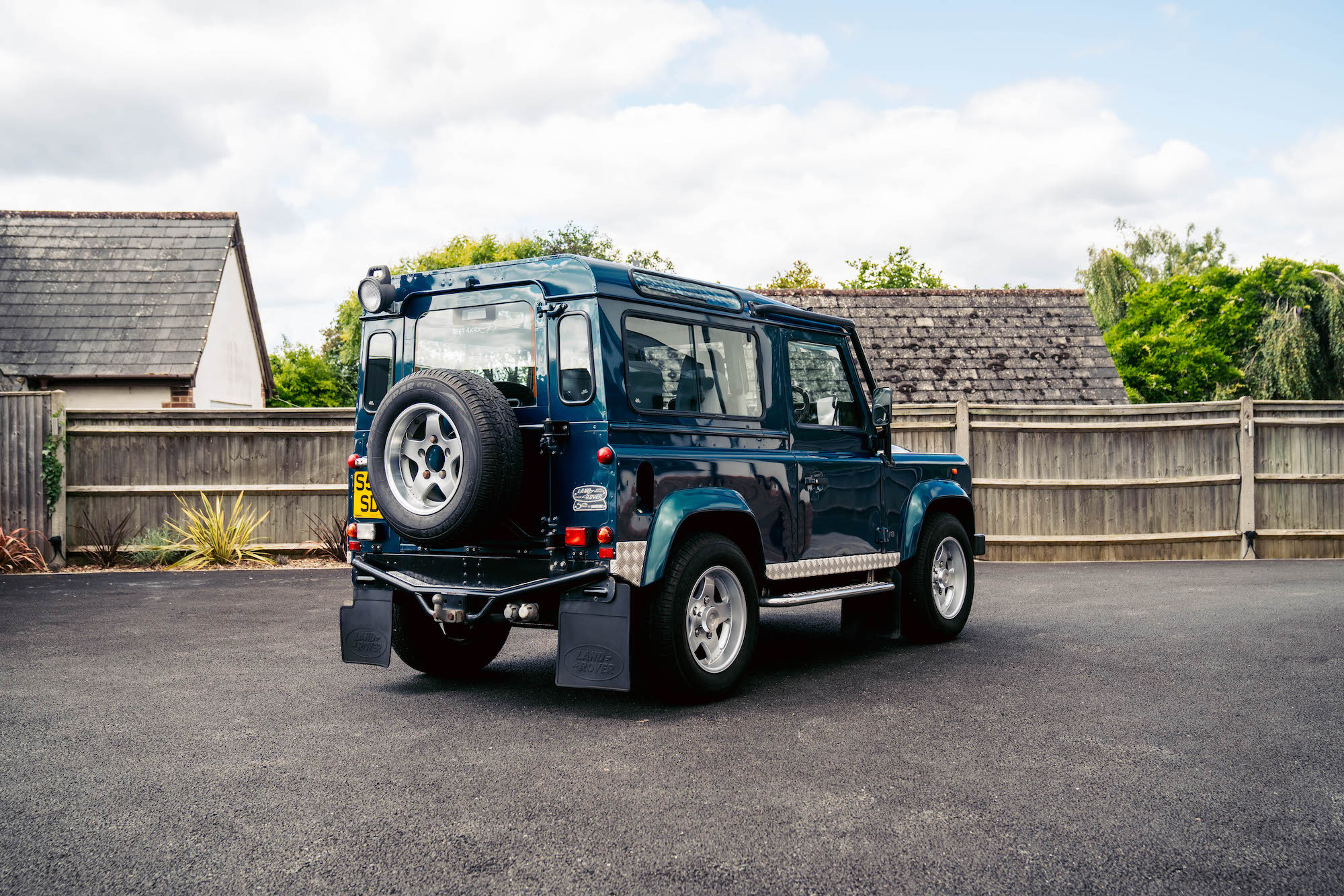 1998 LAND ROVER DEFENDER 90 50TH ANNIVERSARY V8 - OVERFINCH for sale by ...