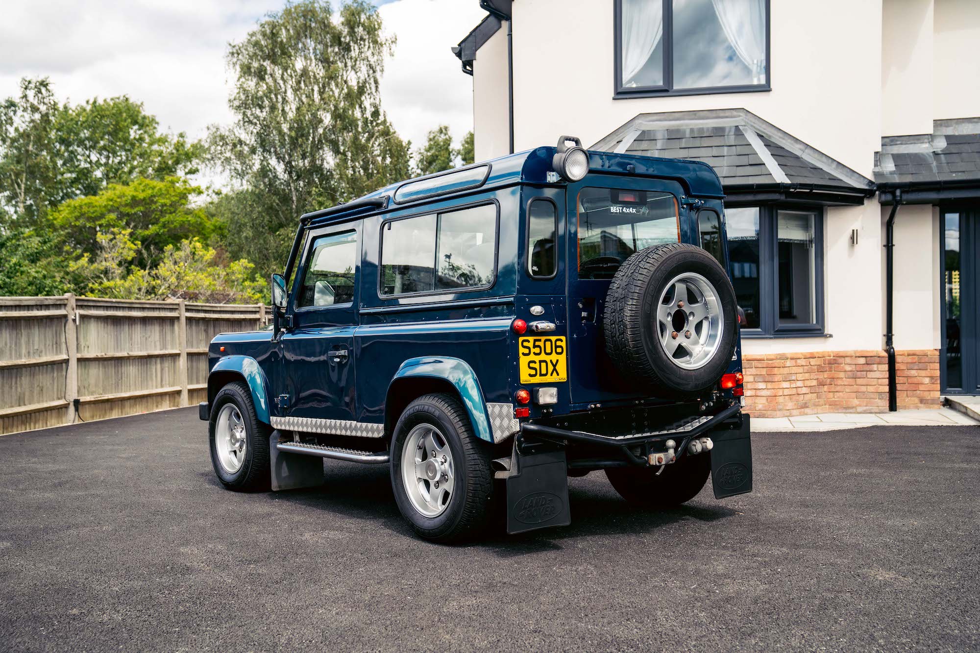1998 LAND ROVER DEFENDER 90 50TH ANNIVERSARY V8 - OVERFINCH for sale by ...