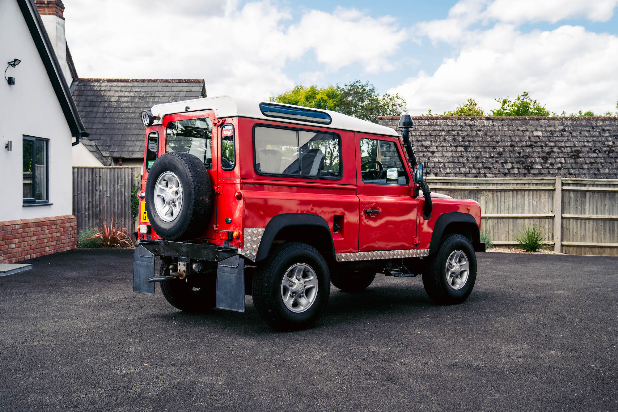 1988 LAND ROVER 90 for sale by auction in Wokingham, Berkshire, United ...