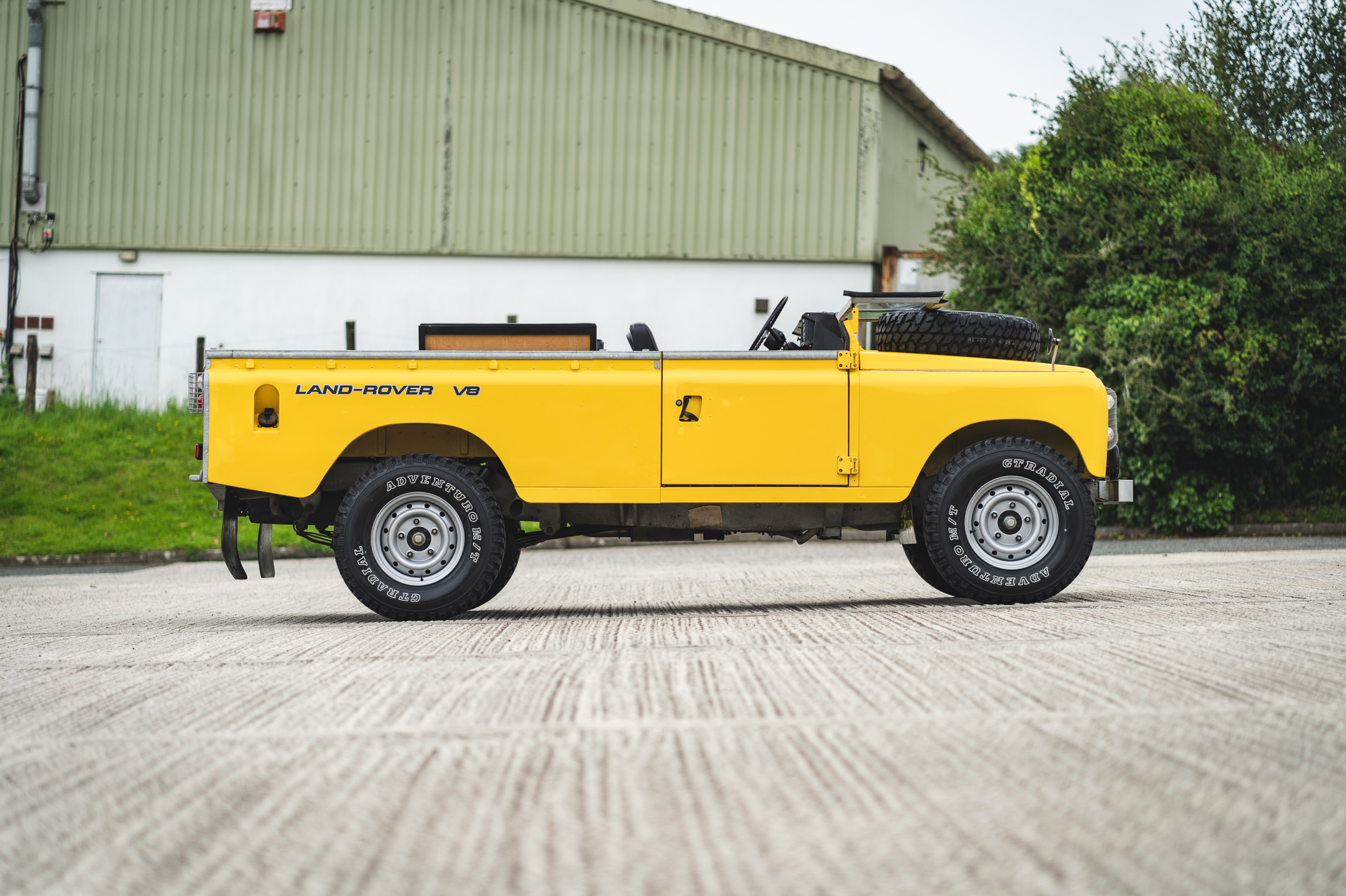 1983 LAND ROVER SERIES III 109" STAGE 1 V8 for sale by auction in ...
