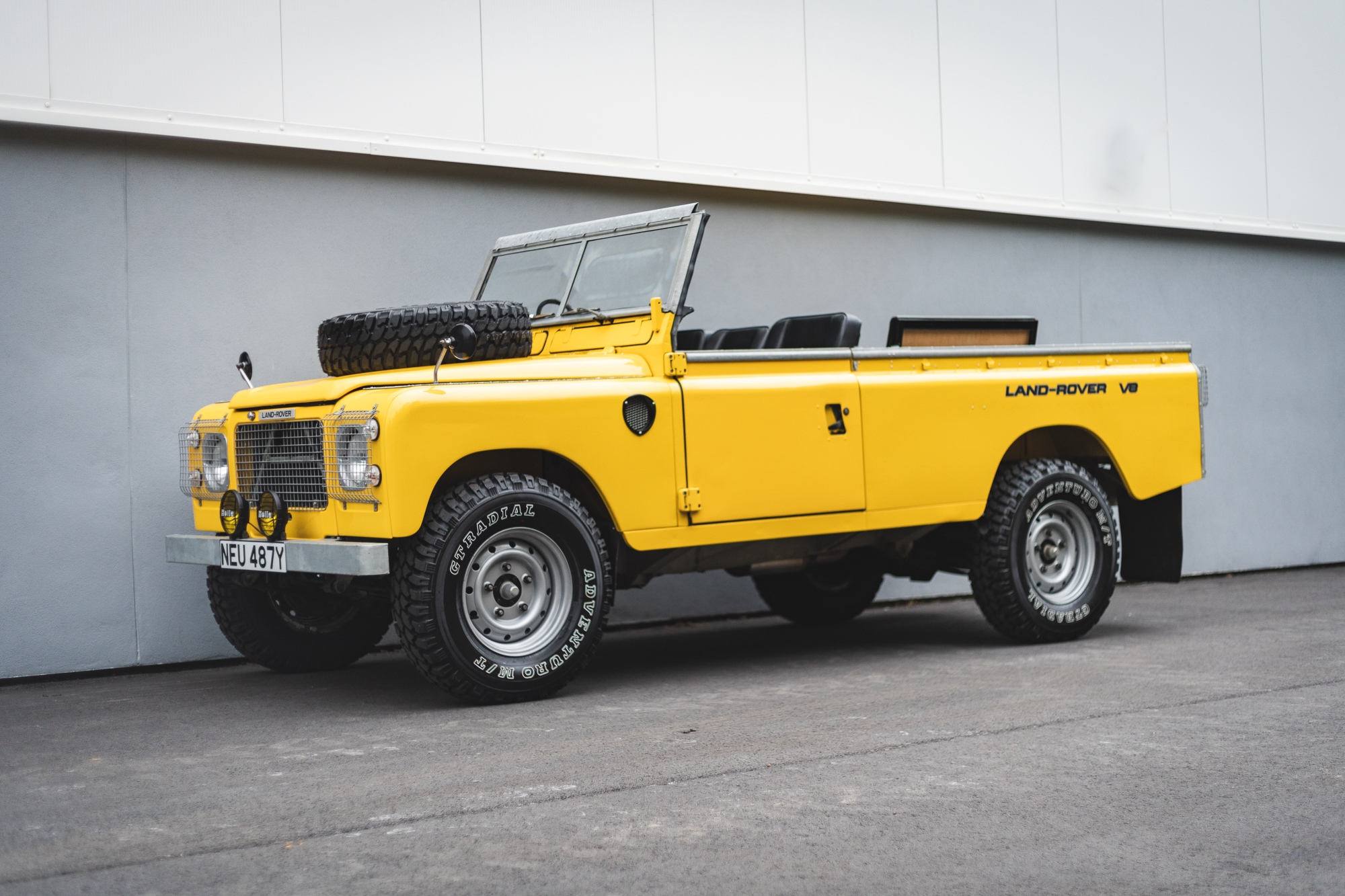 1983 LAND ROVER SERIES III 109" STAGE 1 V8 for sale by auction in ...