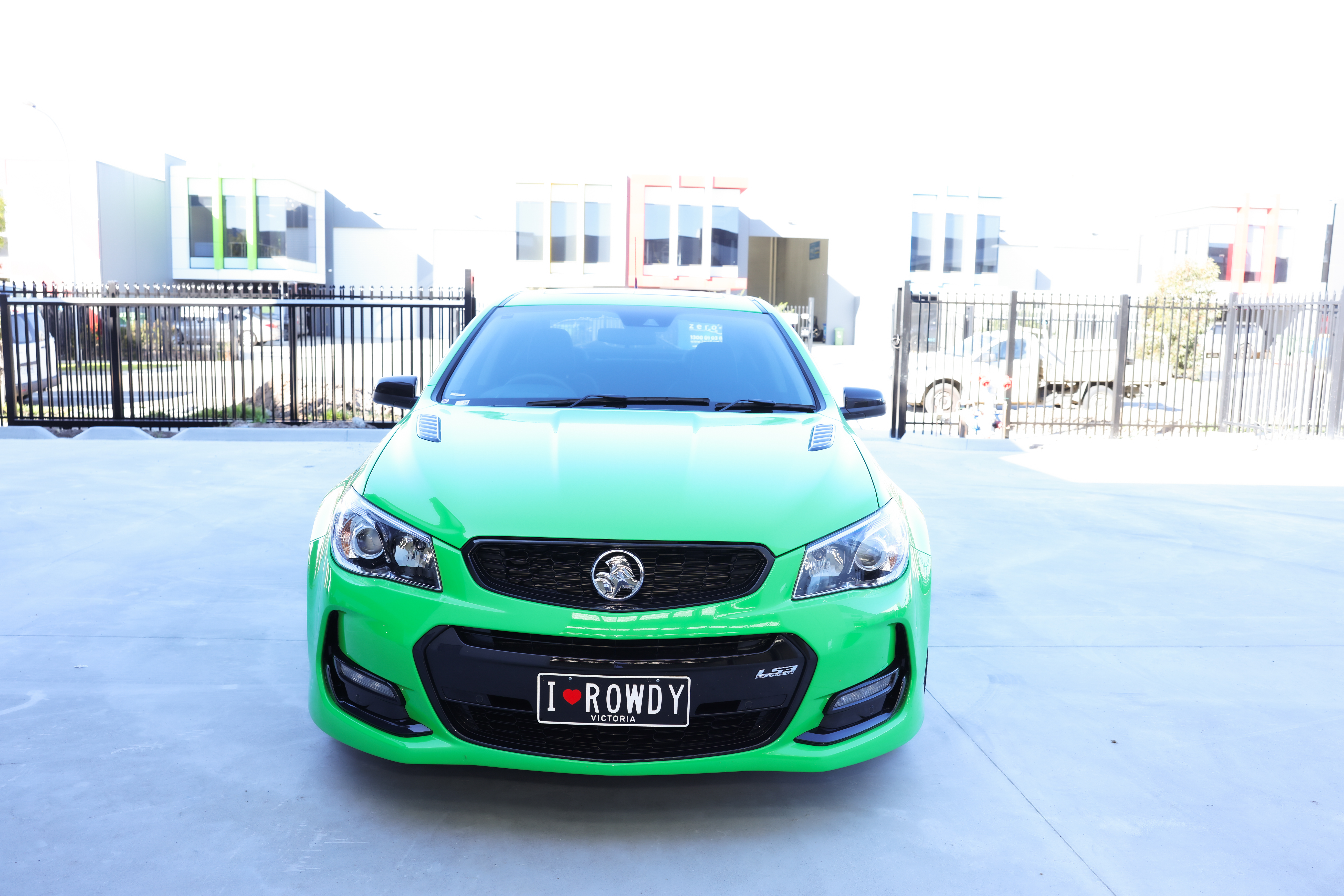 2017 HOLDEN COMMODORE (VFII) SS V REDLINE - 3,255 KM for sale by ...
